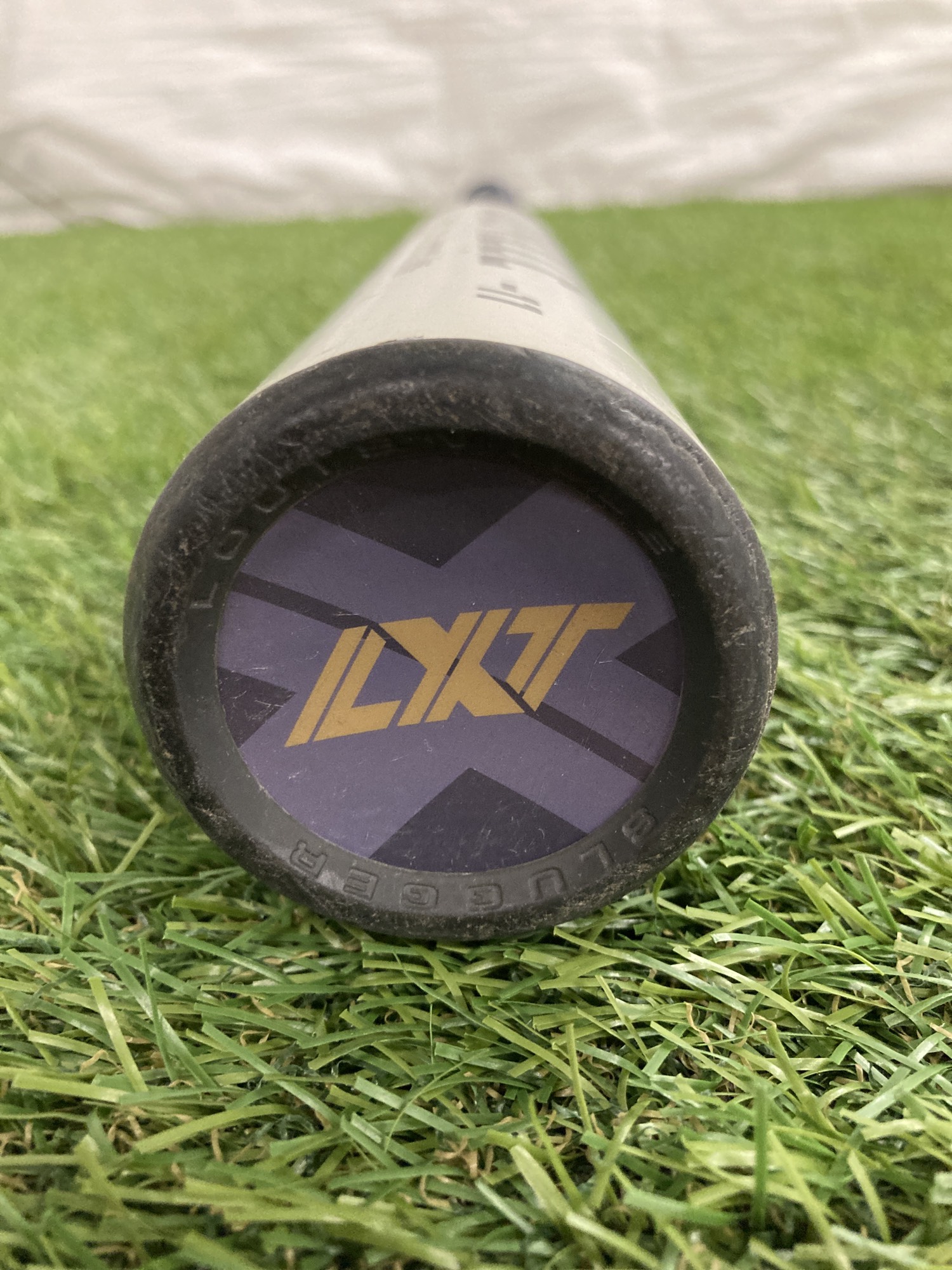 White Used 2021 Louisville Slugger LXT Bat (-11) Composite 21 oz 32 ...