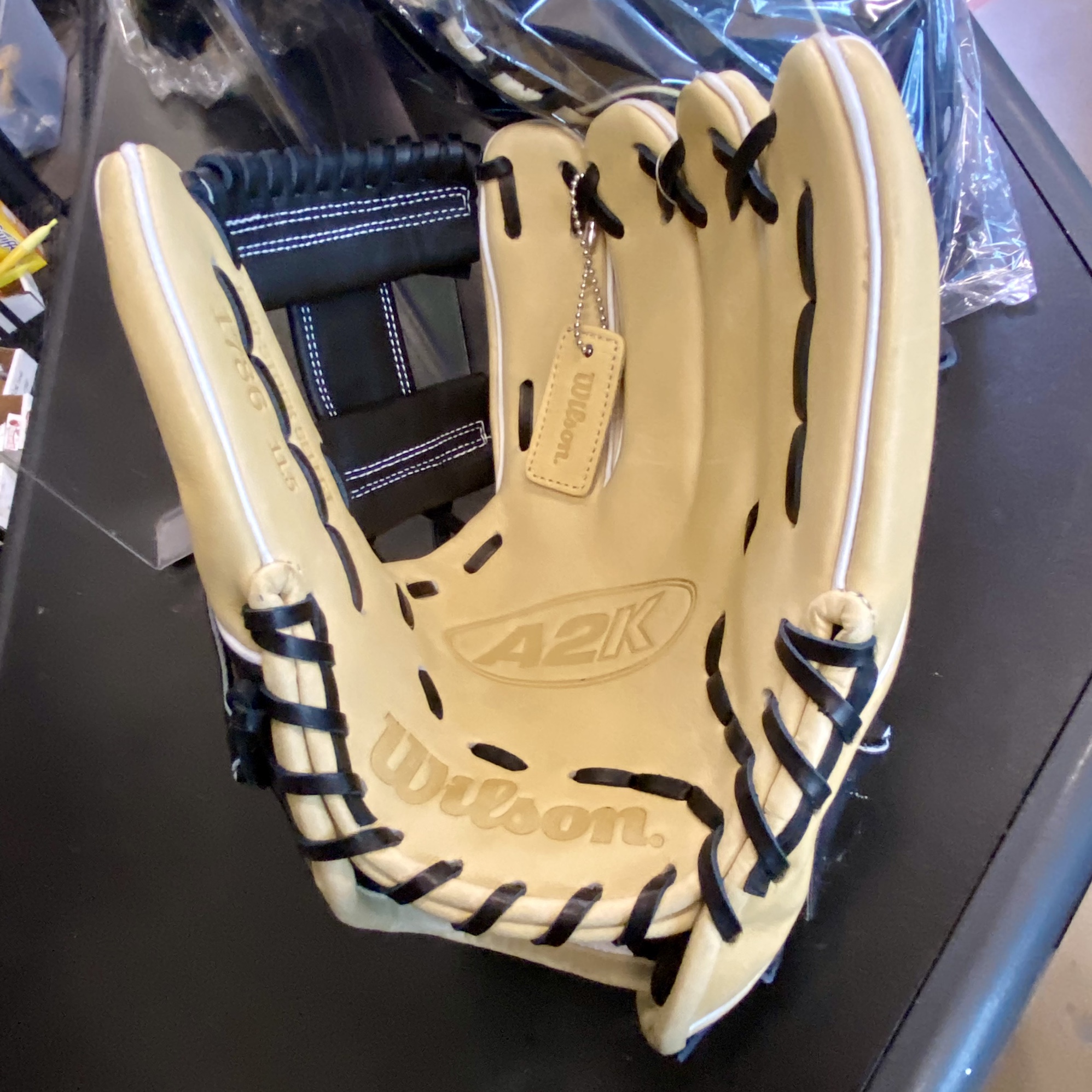 USED - 2024 Wilson A2K 1786 11.5" Infield Baseball Glove Glove ...