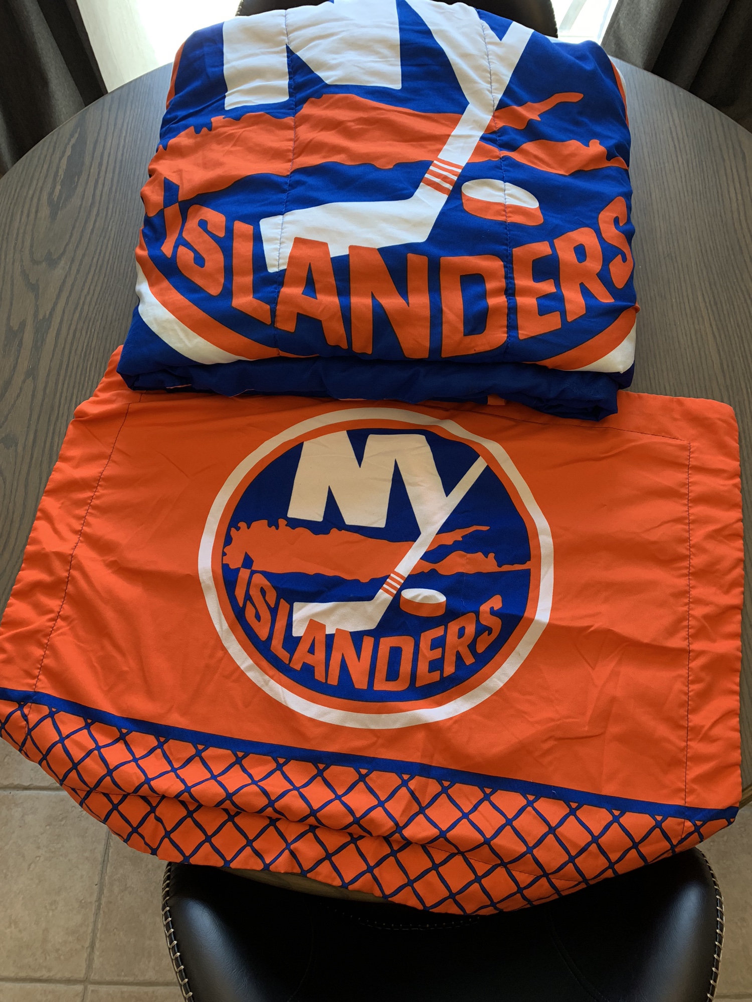 Used New York Islander Twin Comforter And Sham Set | SidelineSwap