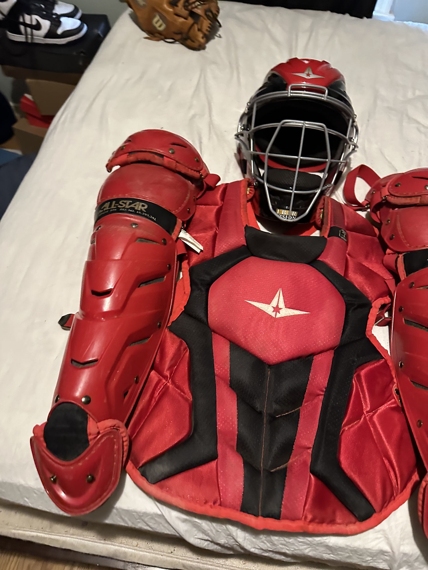 Used All Star System 7 Axis Catcher's Set | SidelineSwap