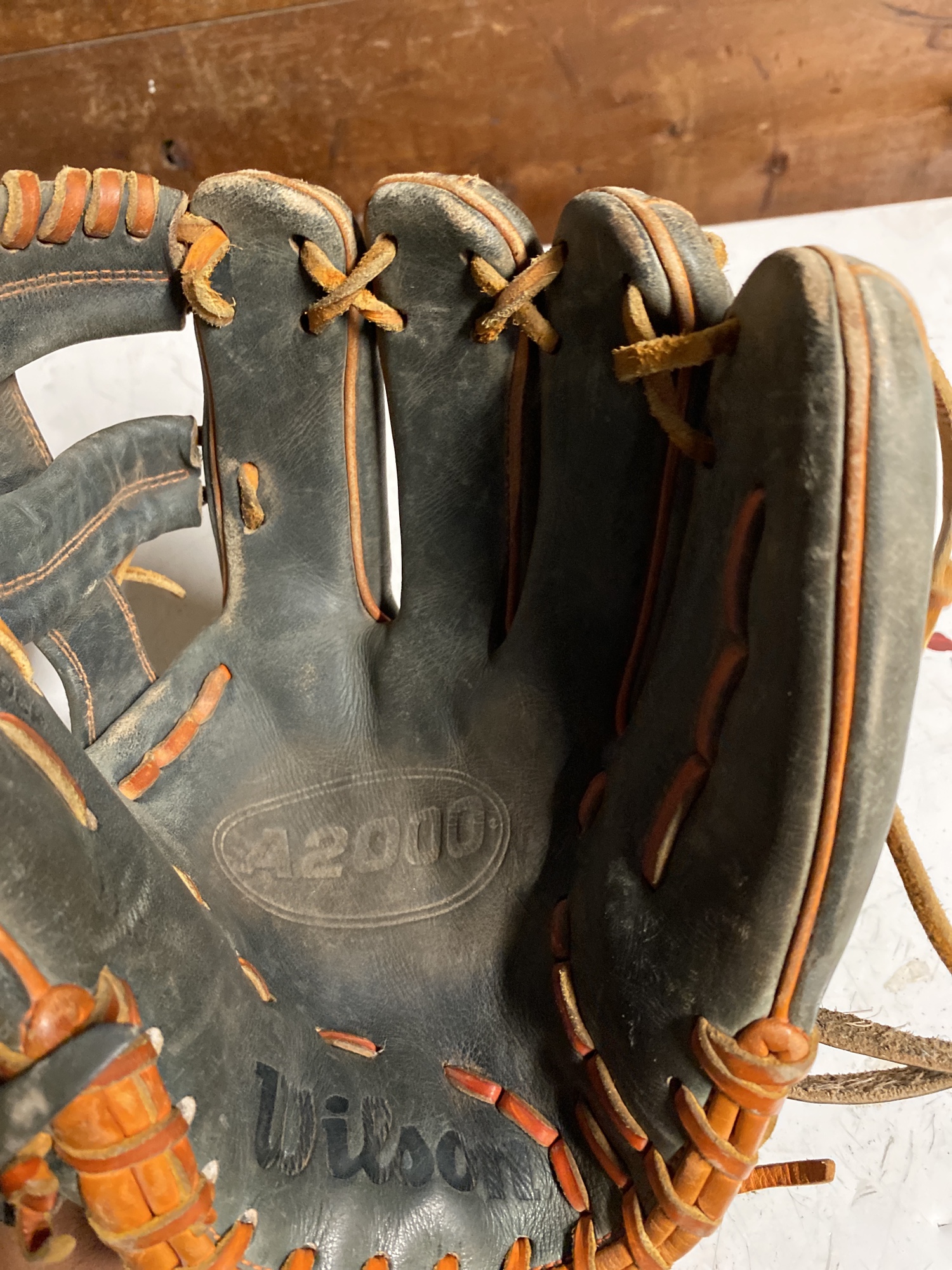 Used Right Hand Throw 11.5" A2000 JA27 Gm Baseball Glove | SidelineSwap