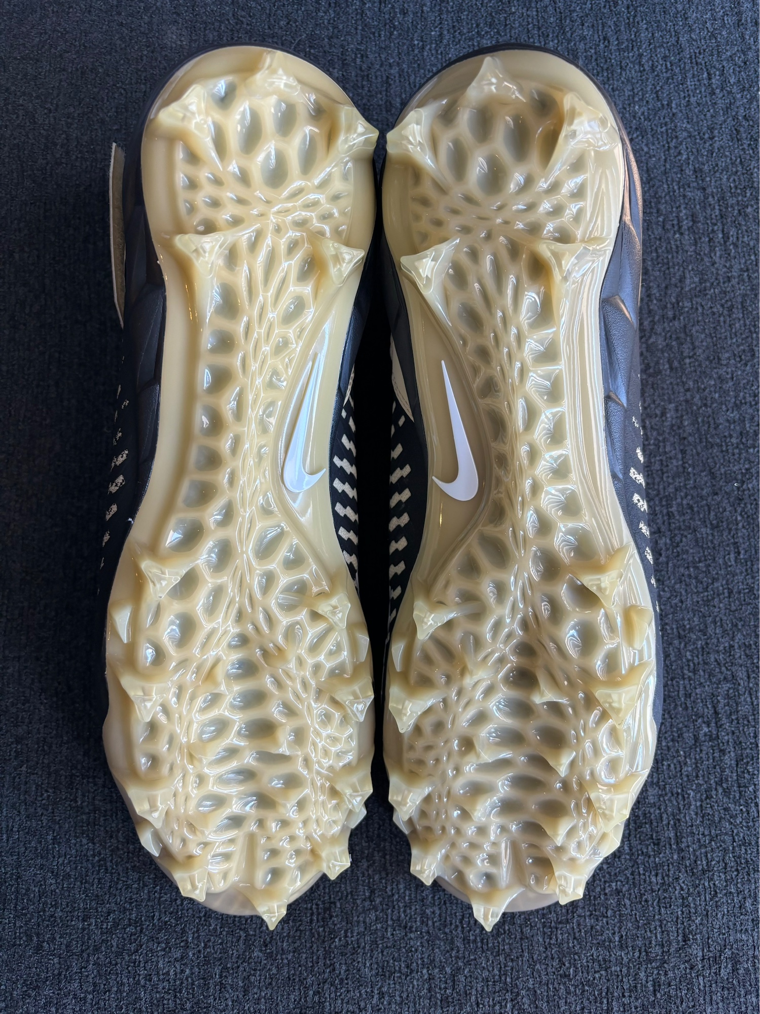 Nike Alpha Menace Pro 2 Mid Black/Gold Football Cleats Size 15 ...