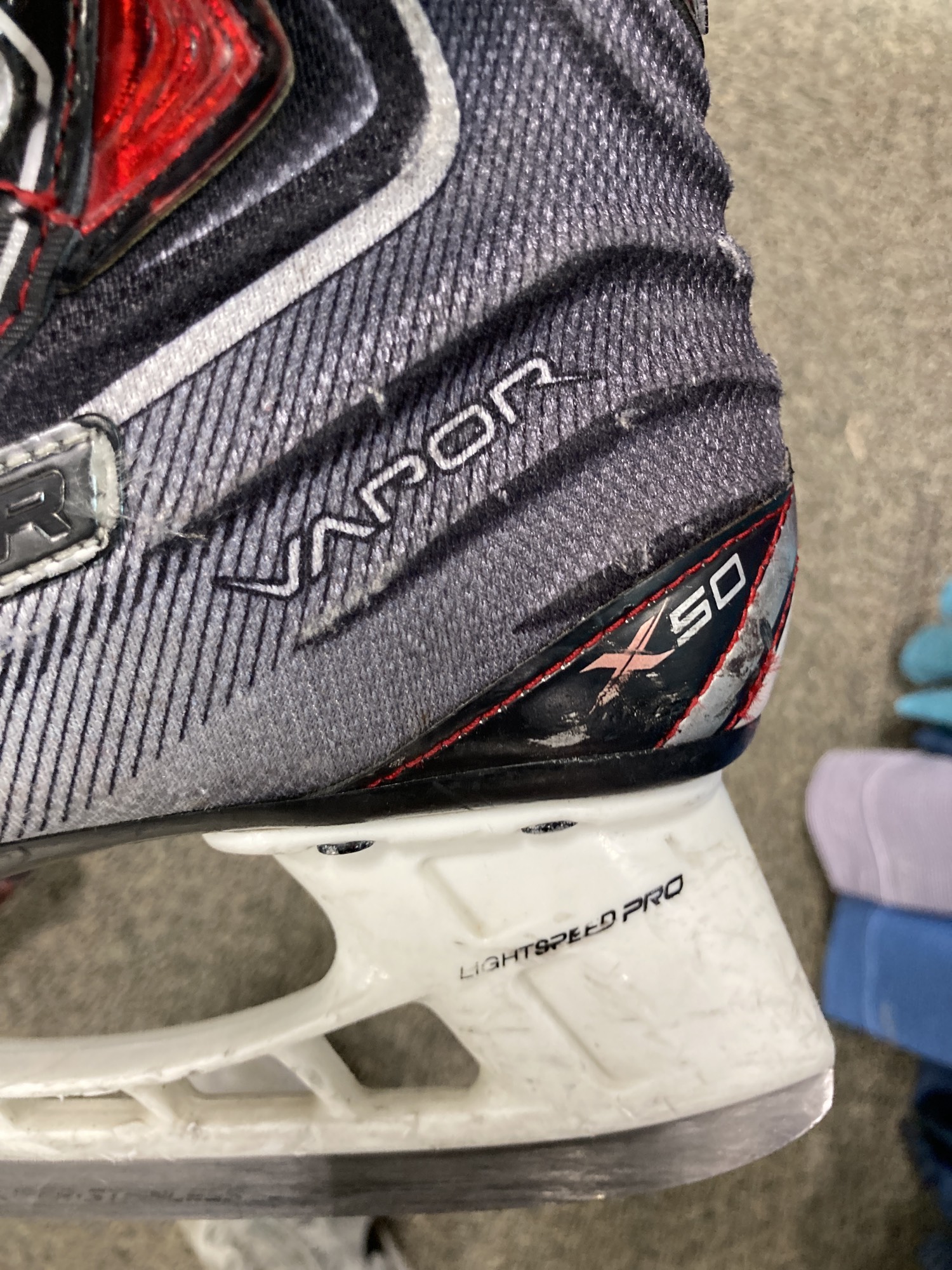 Used Junior Bauer Vapor X60 Hockey Skates Regular Width Size 1 ...