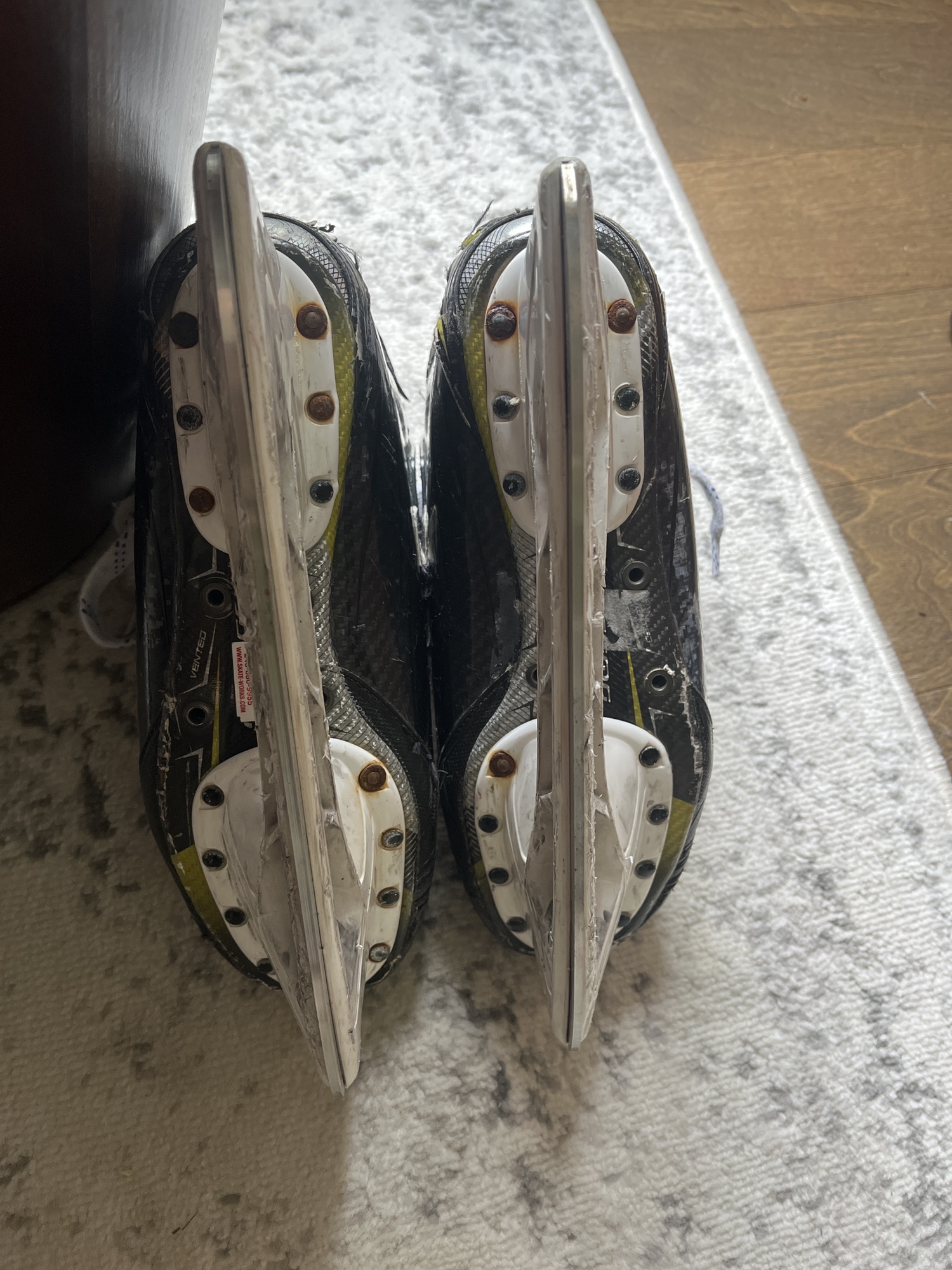 Bauer Supreme 2s Pro 7.5 EE hockey Skate | SidelineSwap