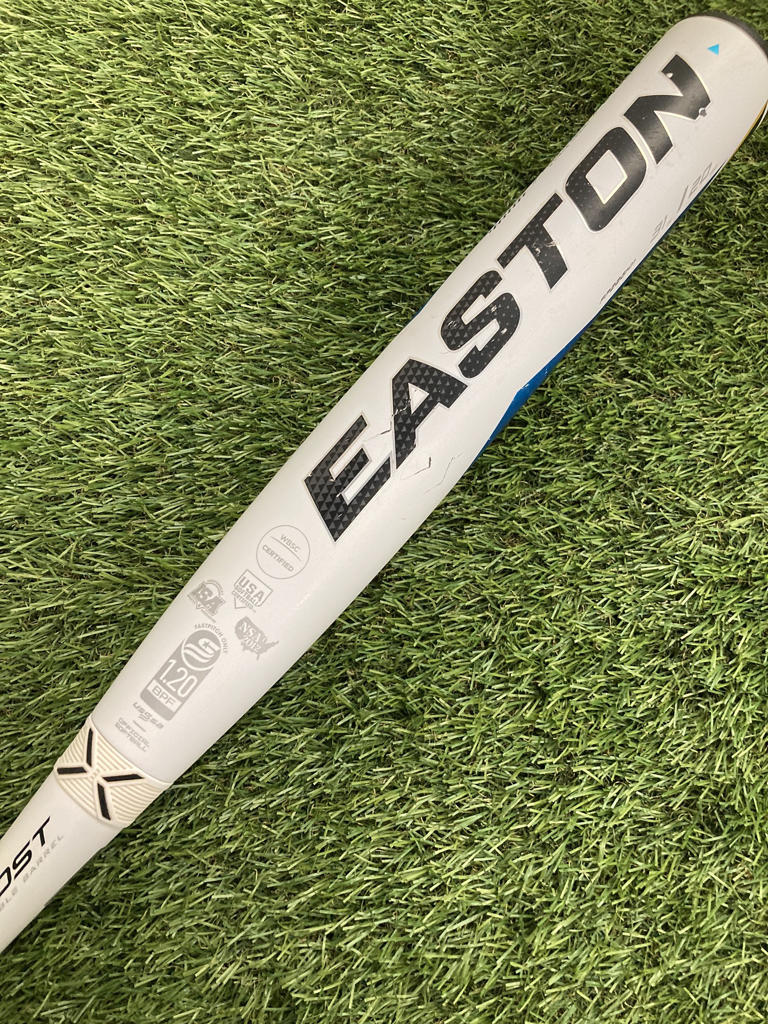 CRACKEDUsed 2022 Easton Ghost Bat (-11) Composite 20 oz 31" | SidelineSwap