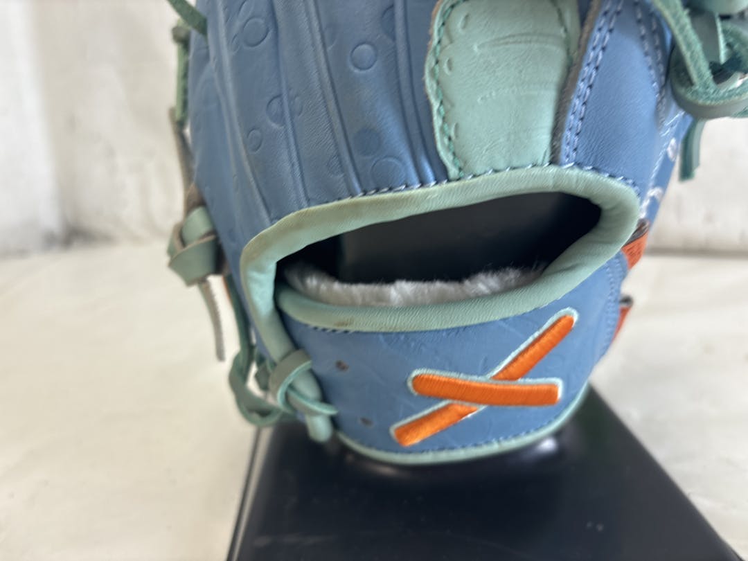 Used Aria Absolutely Ridiculous Poseidon 10 1 2" Leather Junior Baseball Fielders Glove ...