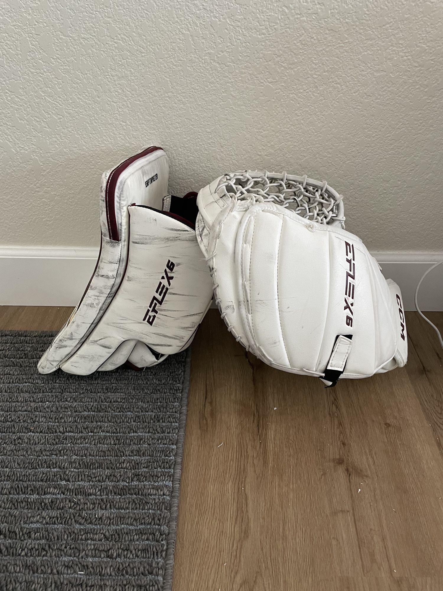 CCM Eflex 6 NCAA return full set | SidelineSwap