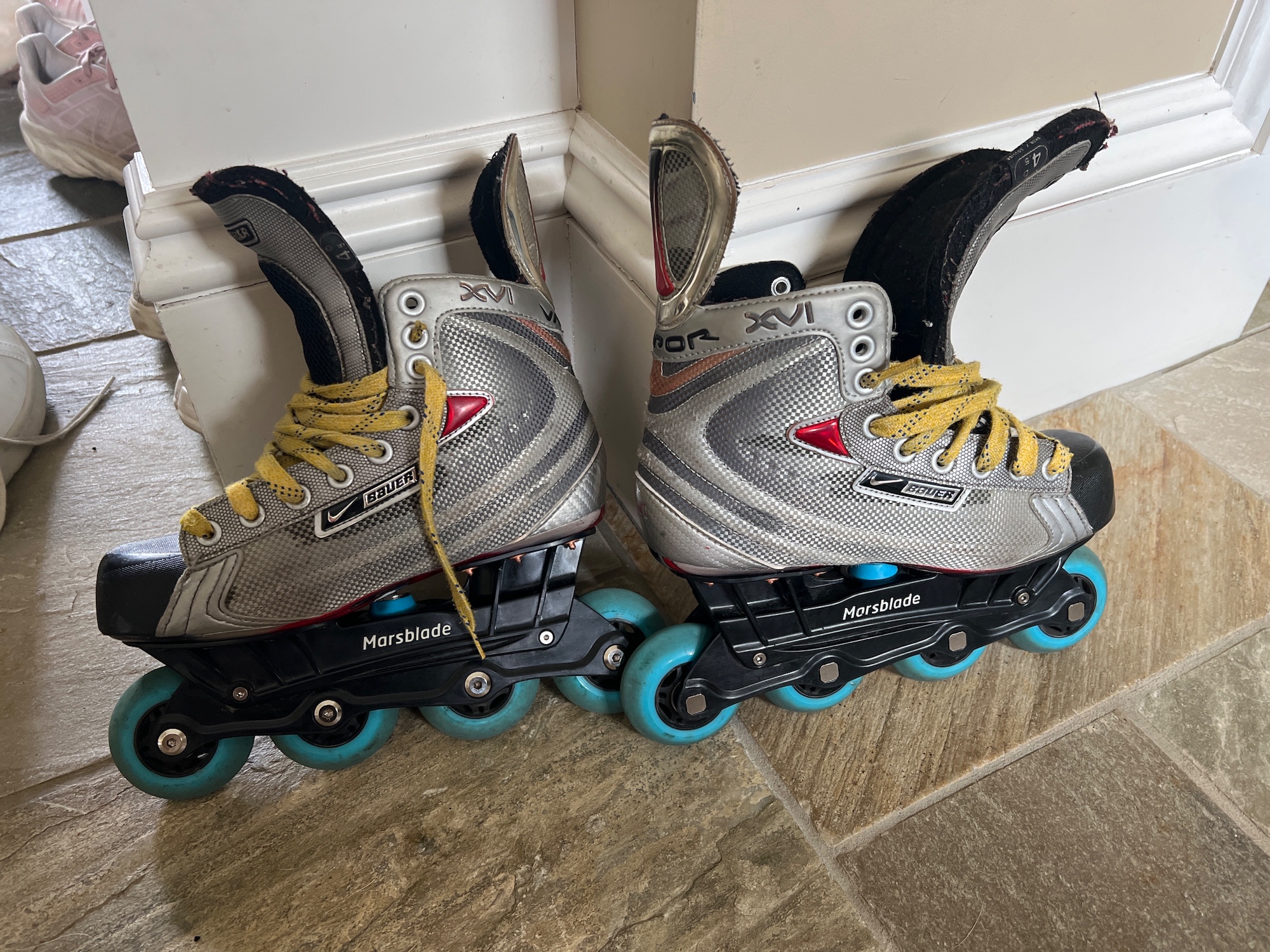 Marsblade - Junior size on 5.5 Skates | SidelineSwap