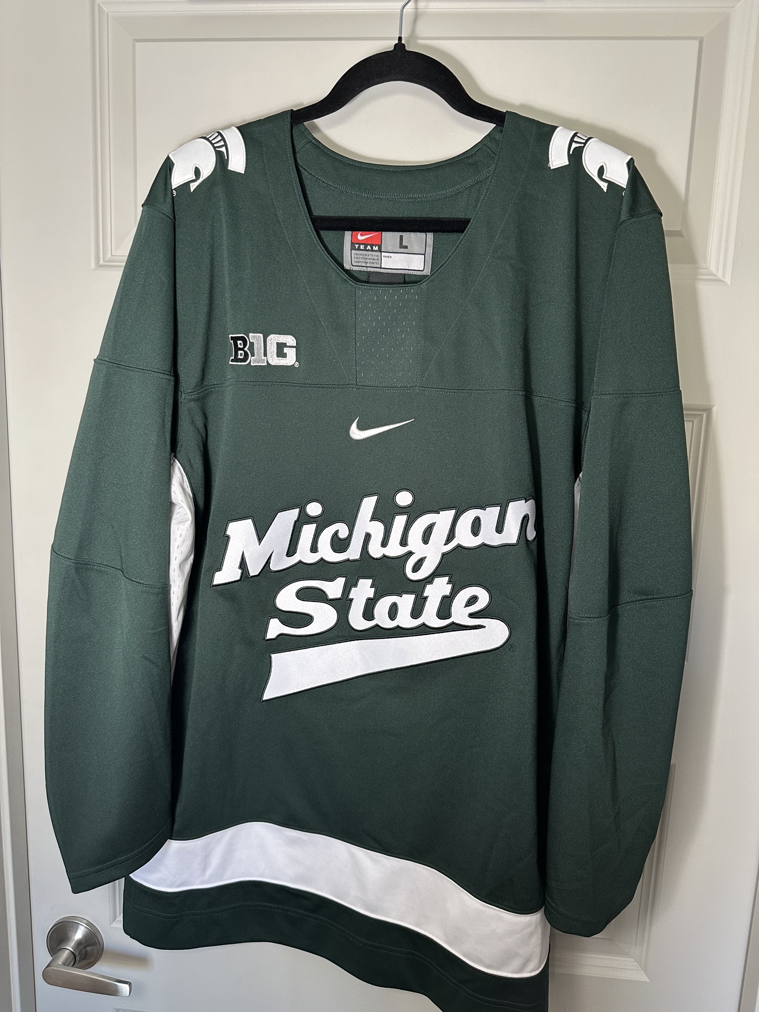 Michigan State Spartans Ice Hockey Nike Jersey | SidelineSwap