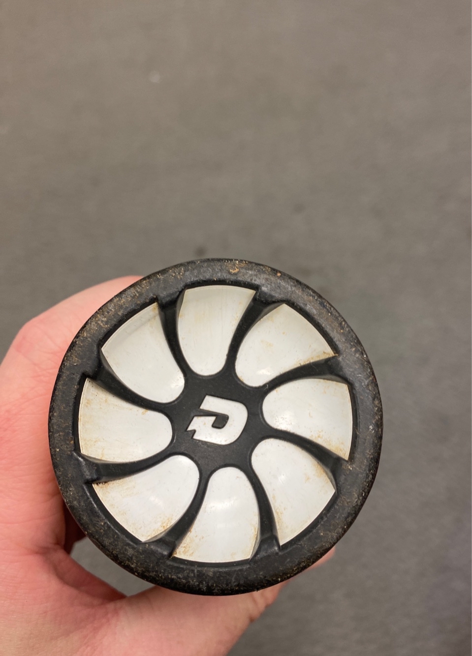 DeMarini CF4 BESR certified composite alloy bat Used (-3) 30" Bat ...