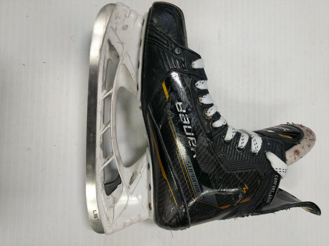 Used Bauer M5 Pro Senior 8.5 Ice Hockey Skates | SidelineSwap