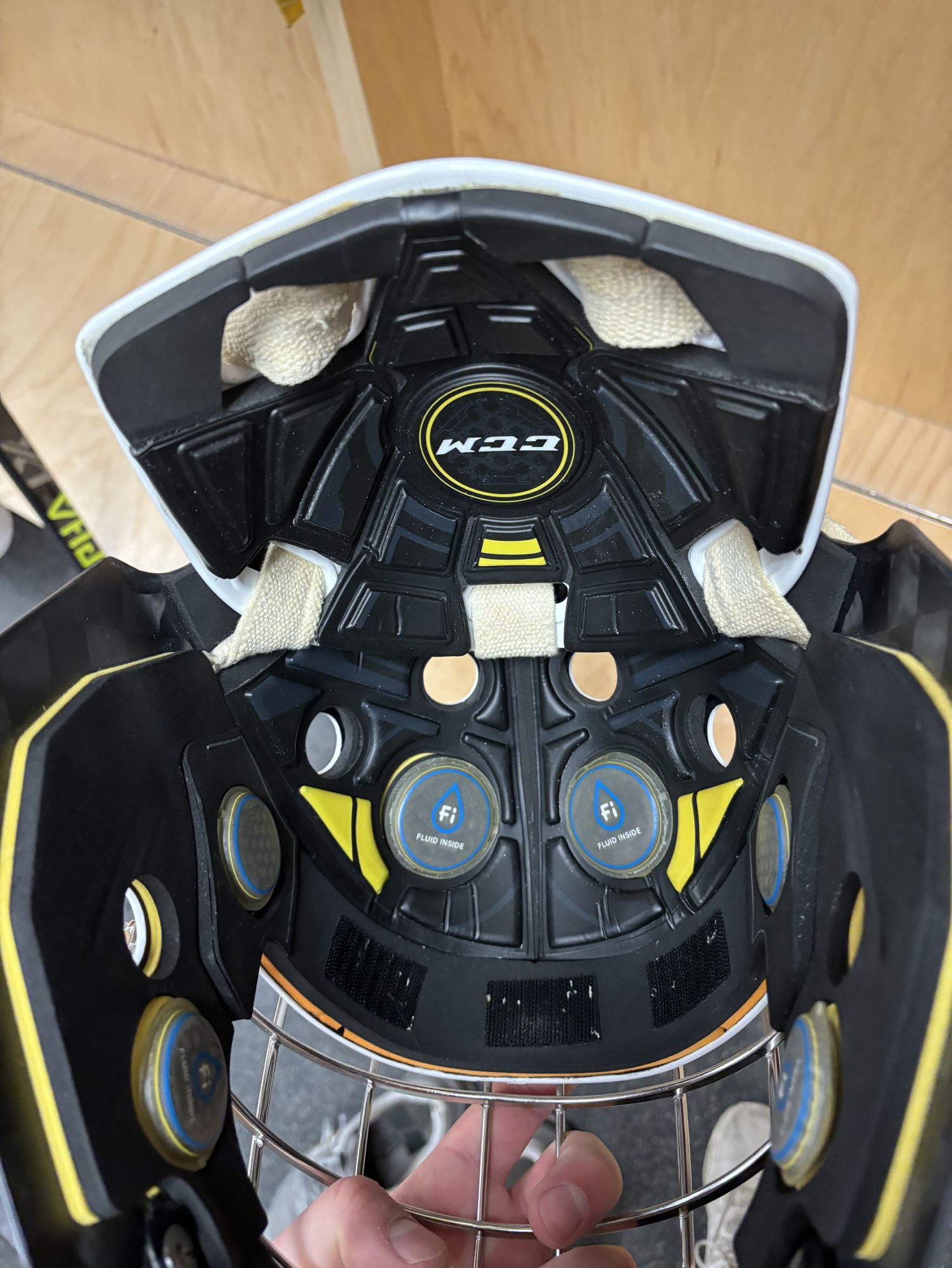 Used Senior CCM Axis Pro Goalie Mask | SidelineSwap