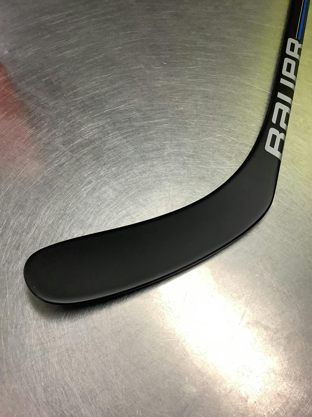 Used Bauer Nexus 2000 47 Flex Pattern P88 Junior One Piece Sticks ...