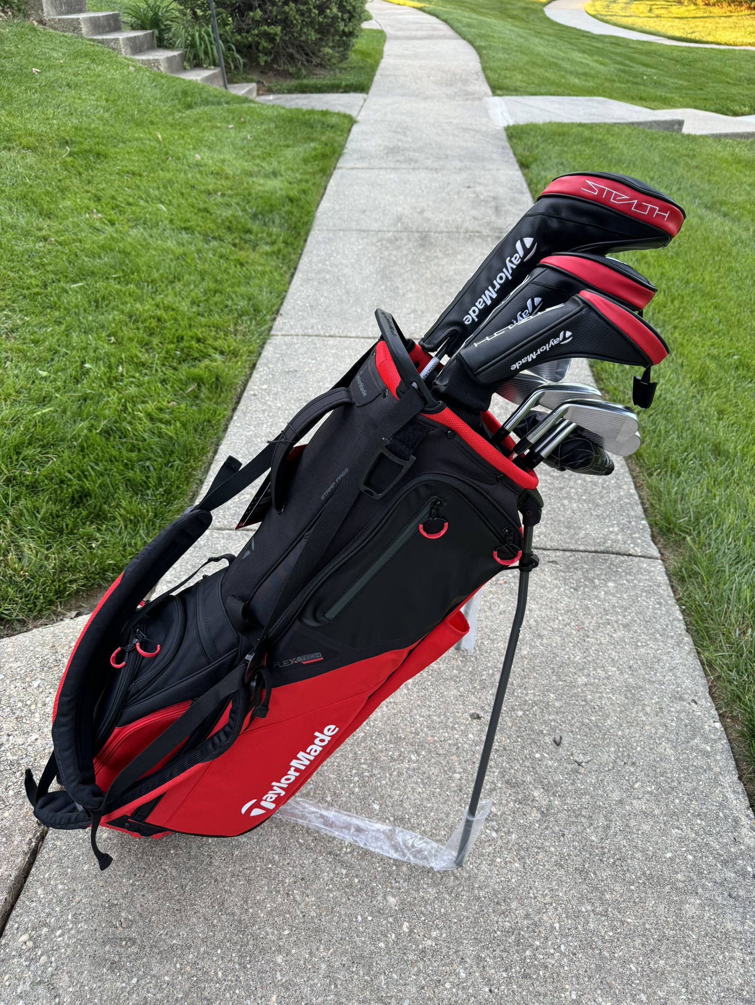 TaylorMade Complete Full Set Stiff Flex Right Handed | SidelineSwap