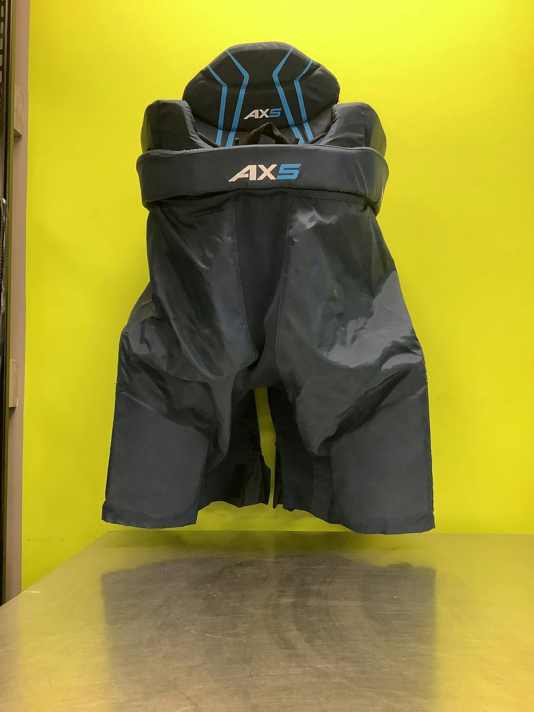Used True Ax5 Pants Xl Pant Breezer Hockey Pants | SidelineSwap