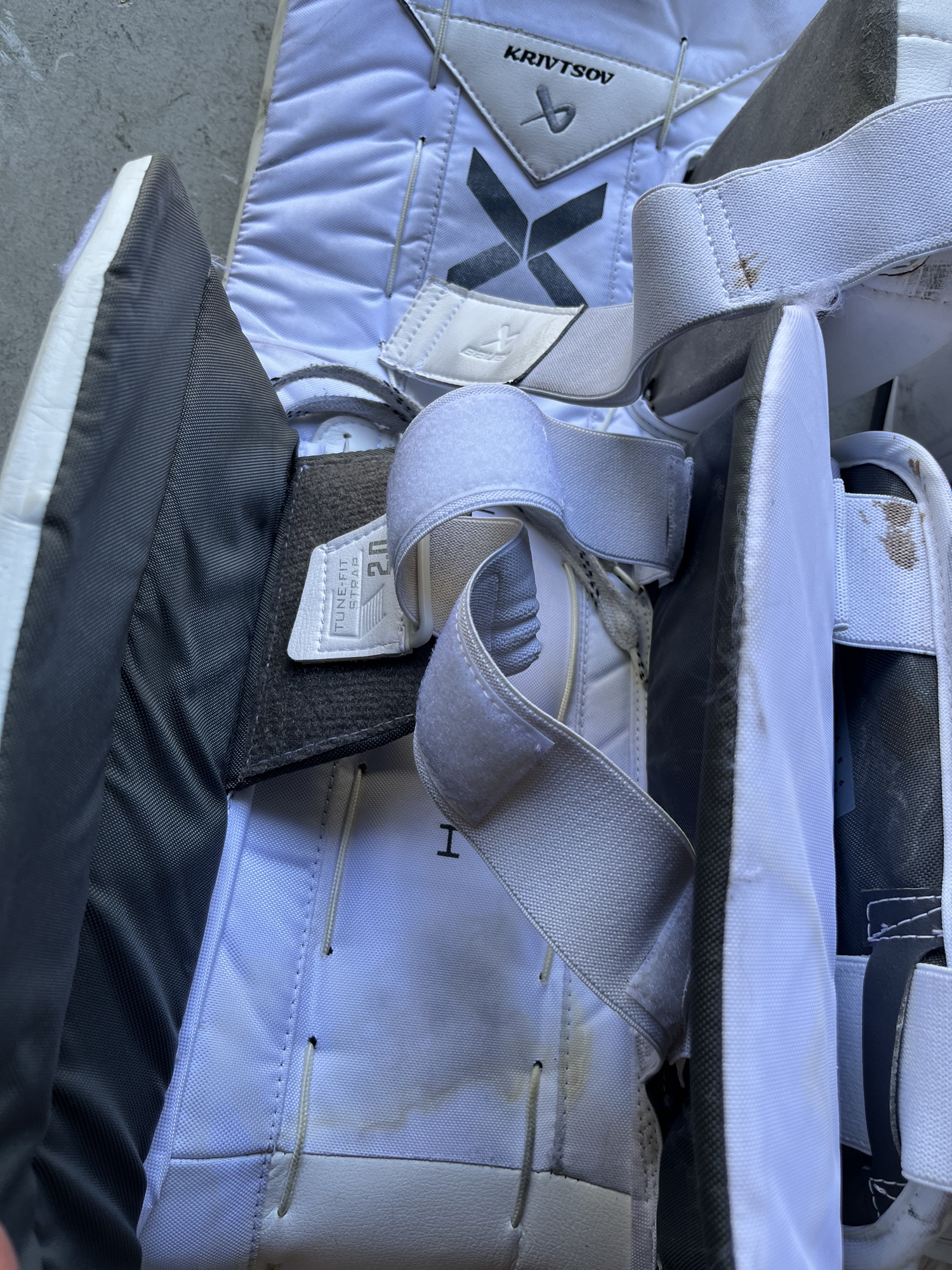 Custom Bauer hyperlite 2 Goalie Pads. SZ LARGE. | SidelineSwap