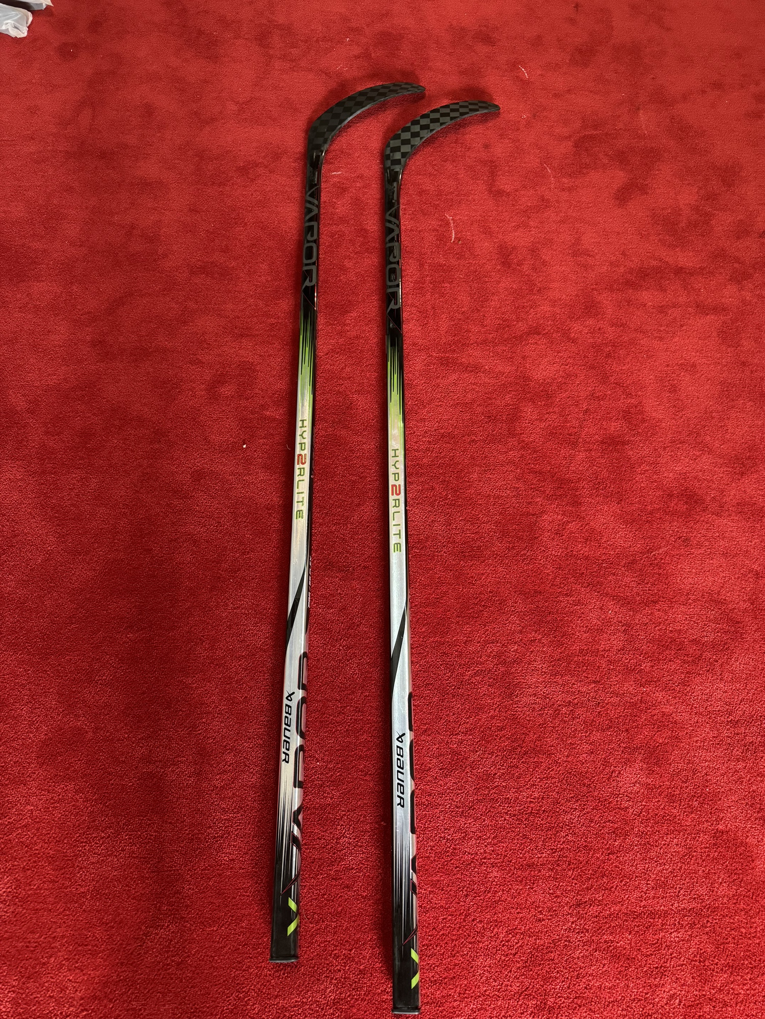 New Intermediate Bauer Left Hand P92 Vapor Hyperlite 2 Hockey Stick ...
