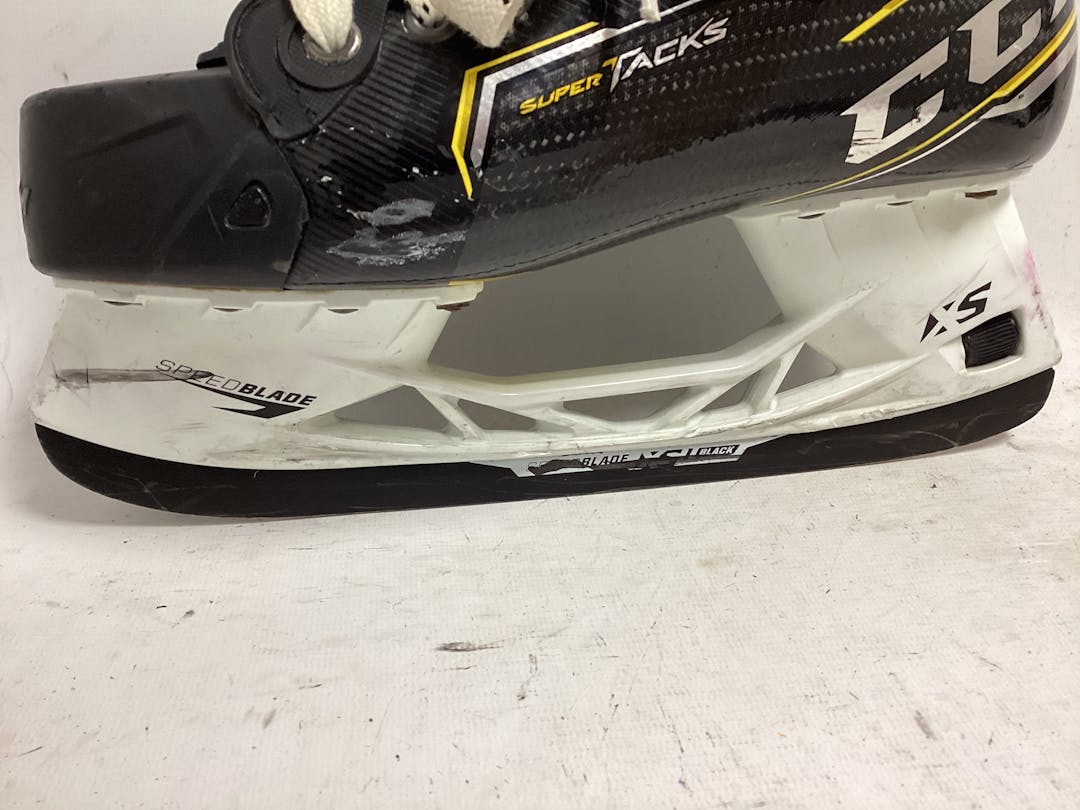 Used Ccm Super Tacks As3 Pro Senior 8 D - R Regular Ice Hockey Skates ...