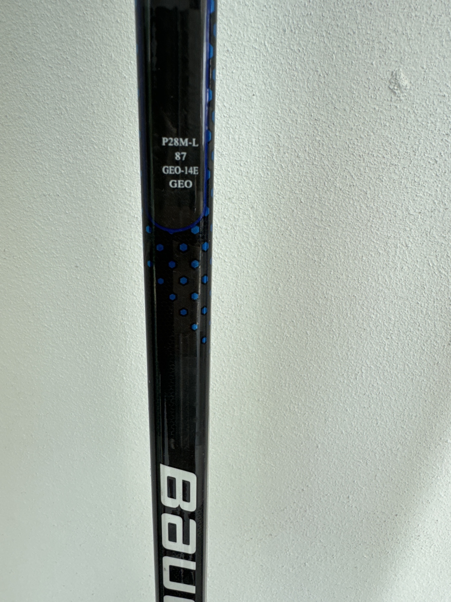 Bauer Nexus Geo Custom Hockey Stick 87 Flex P28M | SidelineSwap