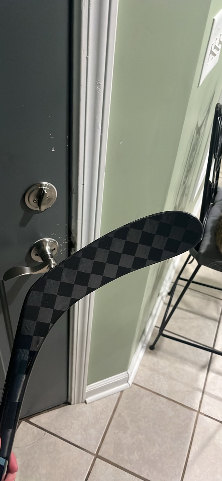 Right Bauer hyperlite 2 custom. P28 70 flex with tactile grip. Have to ...