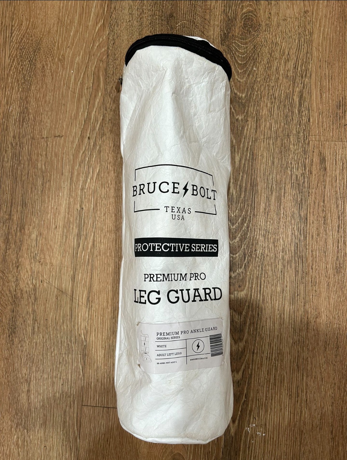 Bruce bolt leg guard | SidelineSwap