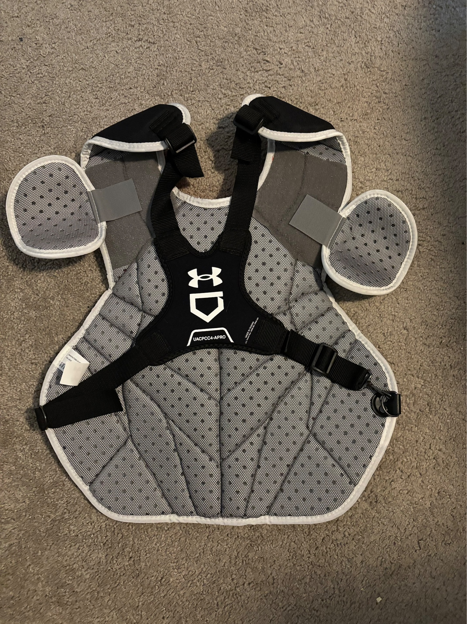 New Under Armour Catcher's Chest Protector | SidelineSwap