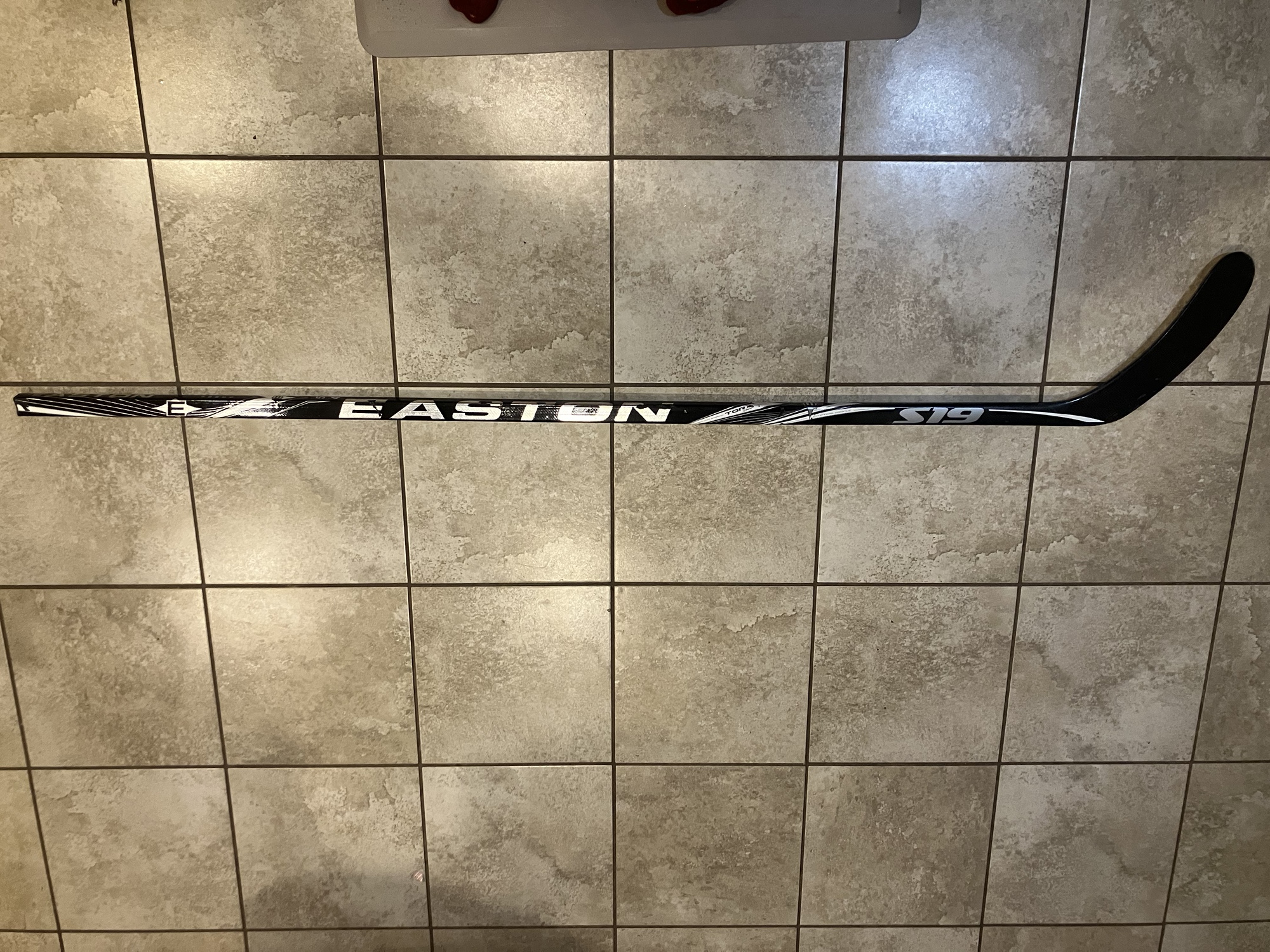 Pro Stock Easton S19 Hockey Stick | SidelineSwap