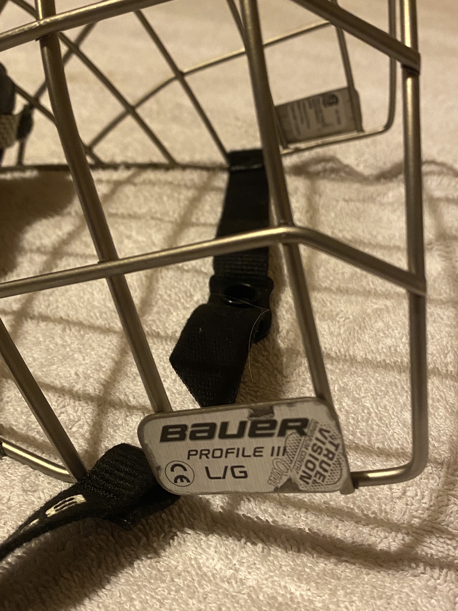 Bauer Hockey Profile III Face Mask Cage Senior Large | SidelineSwap