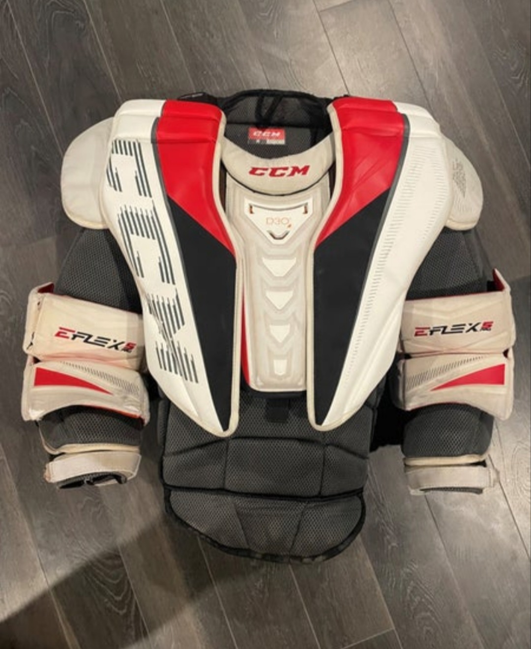 Large CCM Eflex 5 pro Goalie Chest Protector Pro Stock | SidelineSwap