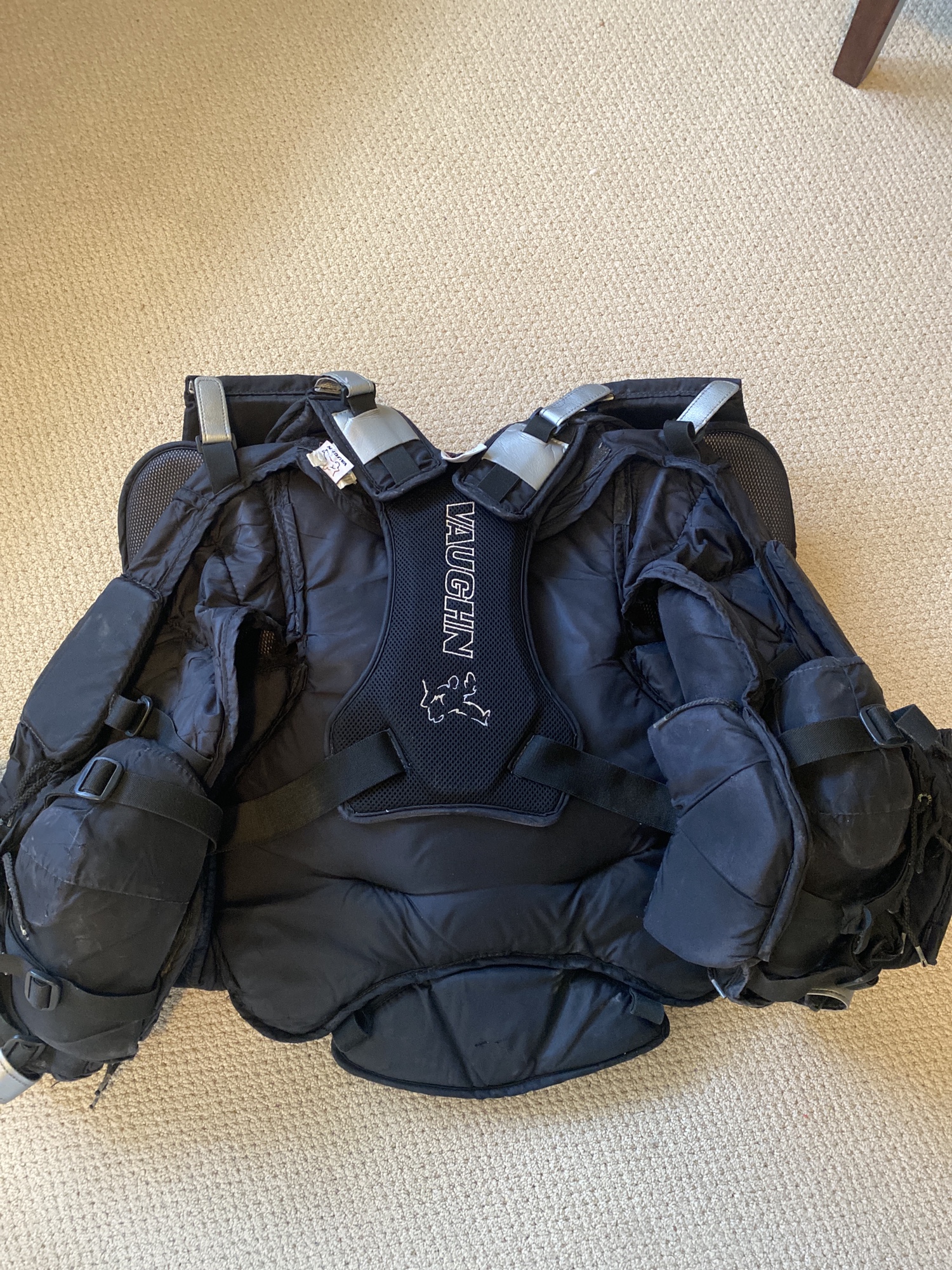 Used Vaughn Velocity V5 Goalie Chest Protector | SidelineSwap