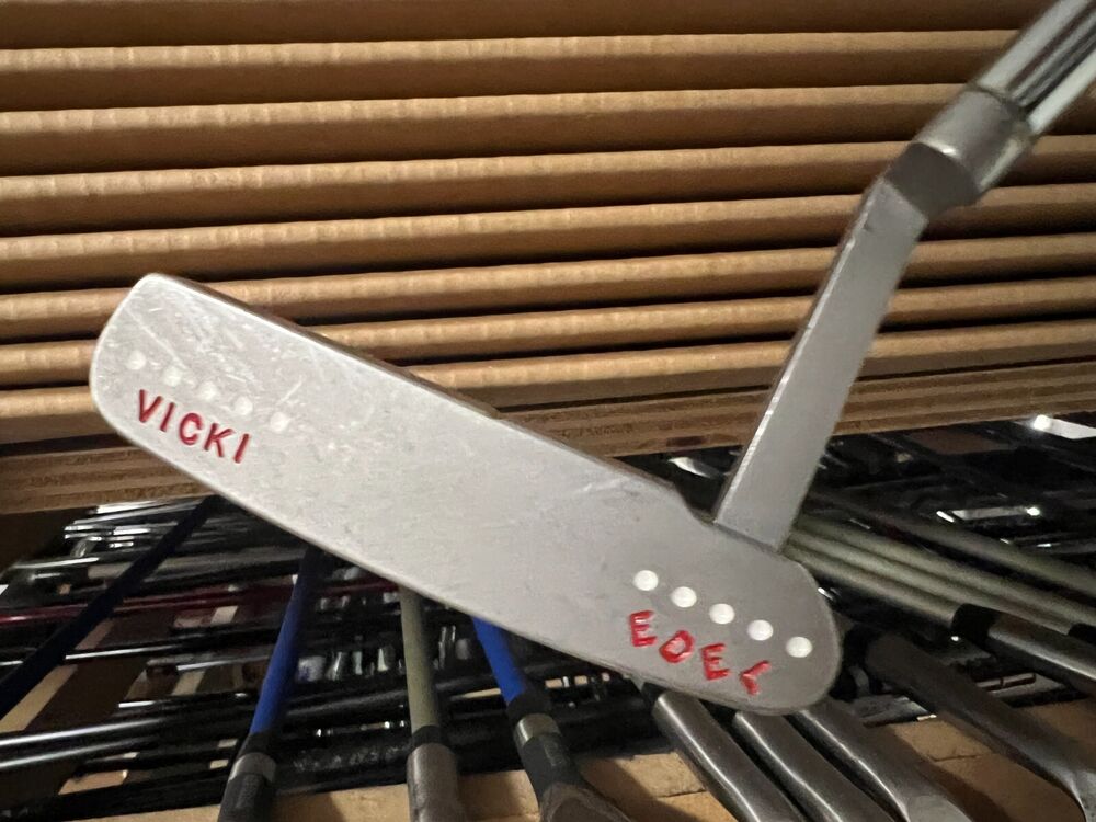 Edel Vicki Style Custom 35-inch Mallet Putter 1407 | SidelineSwap
