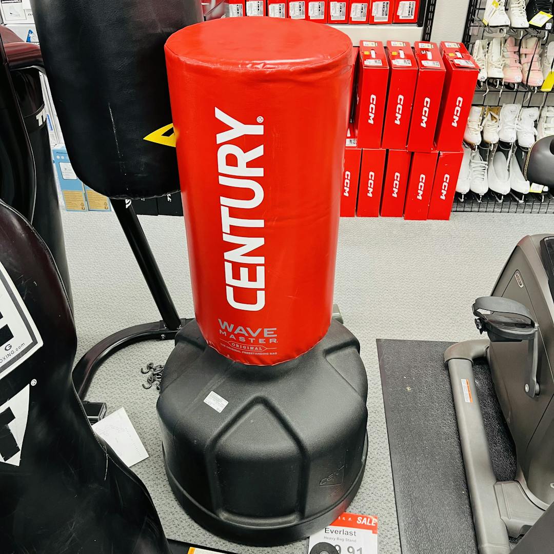 Used Century Wave Master 40 Lb Heavy Bag | SidelineSwap