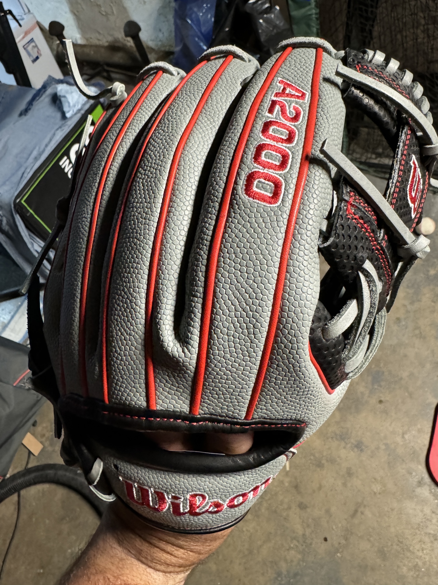 Wilson A2000 RH Infield Glove | SidelineSwap