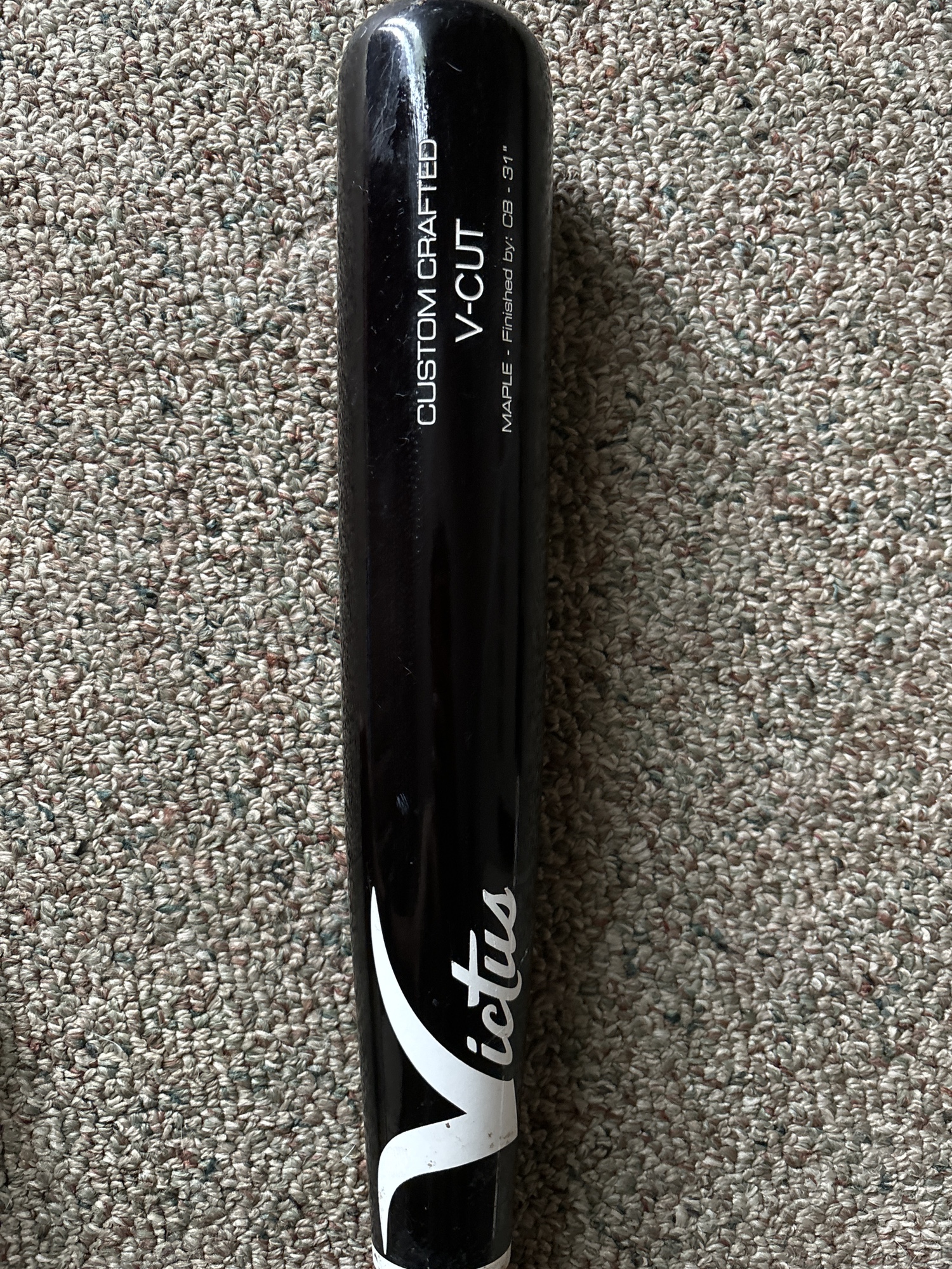 V-Cut Victus Custom | SidelineSwap