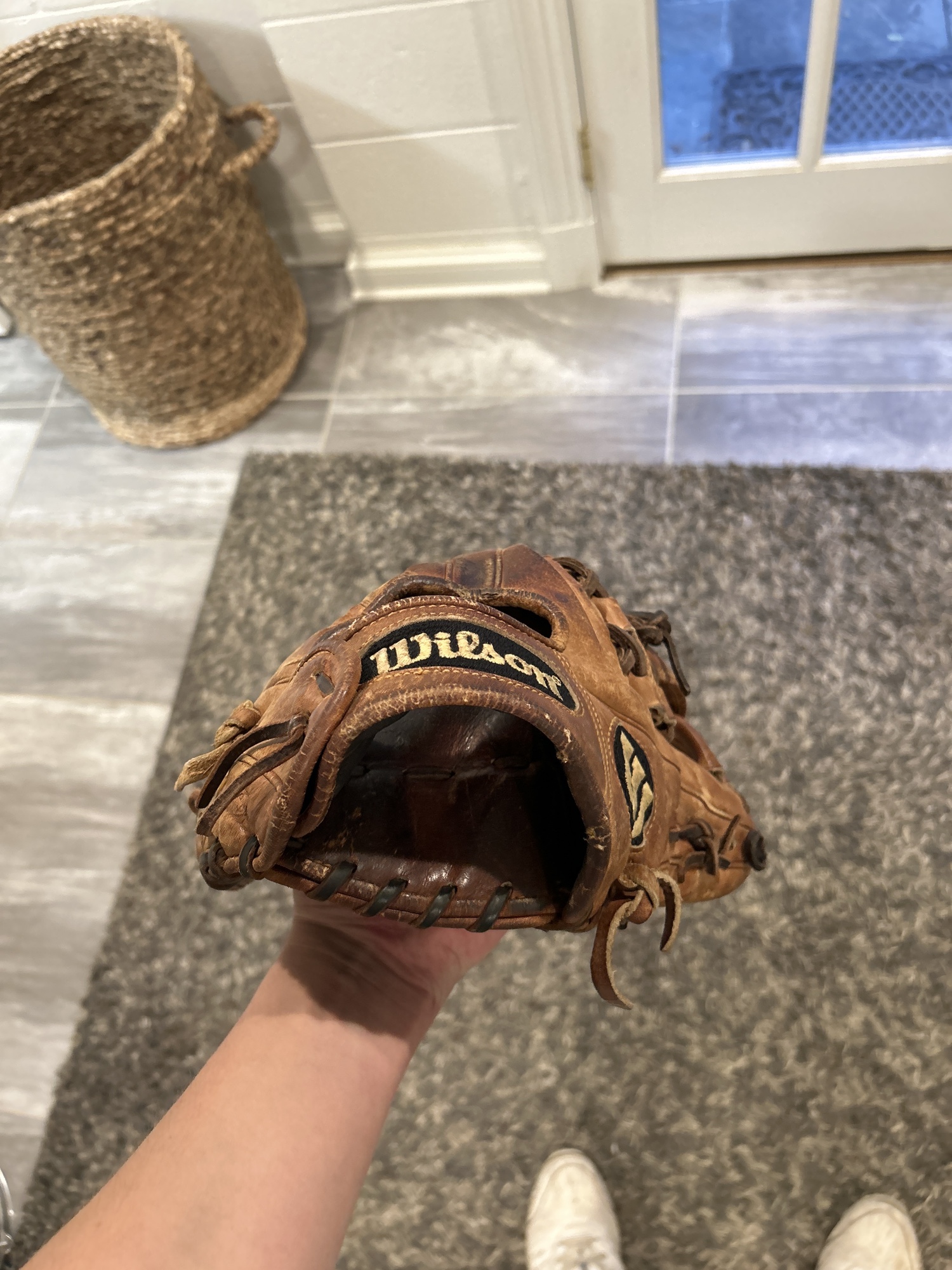 Wilson A2000 DP15 Infield 11.5” RHT Pro | SidelineSwap