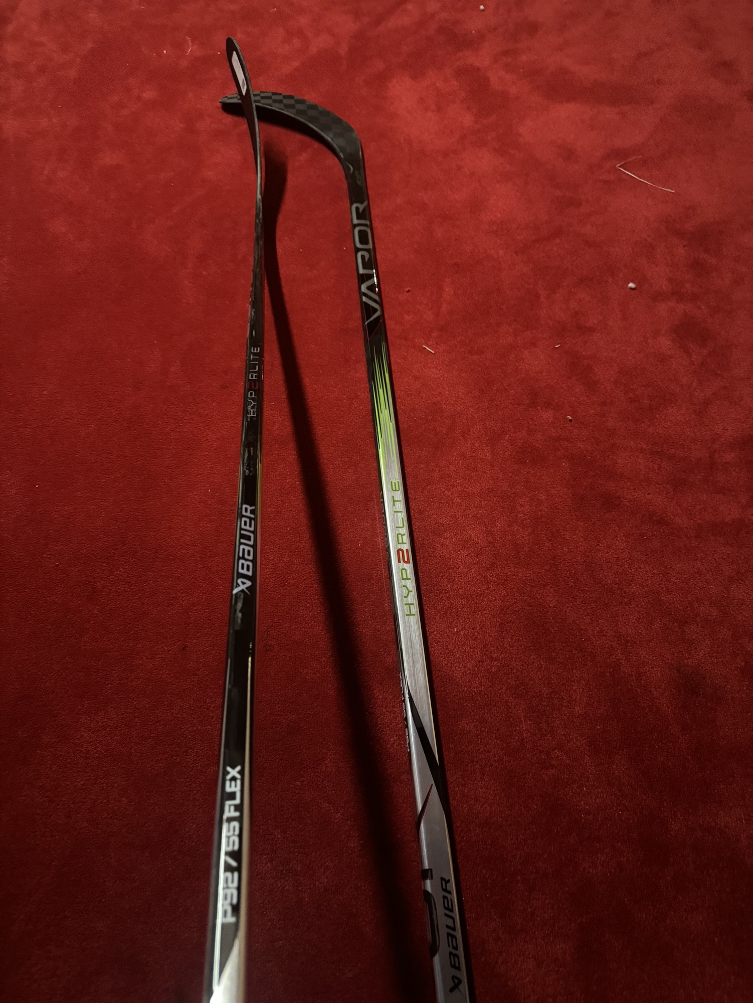 New Intermediate Bauer Right Handed P92 Vapor Hyperlite 2 Hockey Stick ...