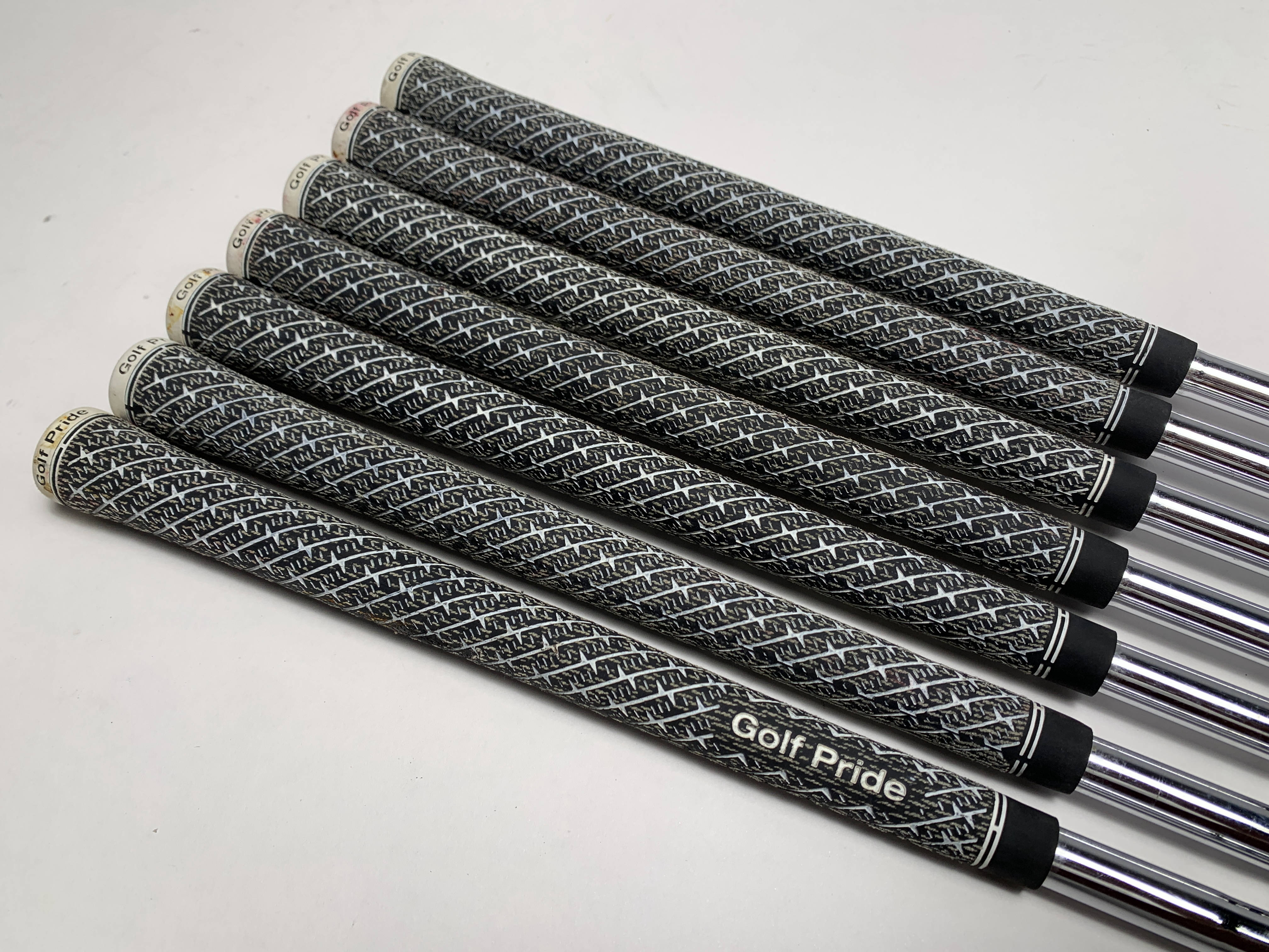 Mizuno MP 67 Iron Set 4-PW True Temper Dynamic Gold R300 Regular Steel ...