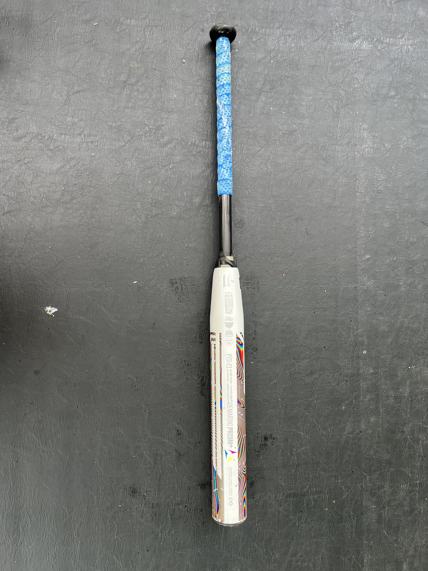 Used 2021 DeMarini Composite 21 oz 32" Bat | SidelineSwap