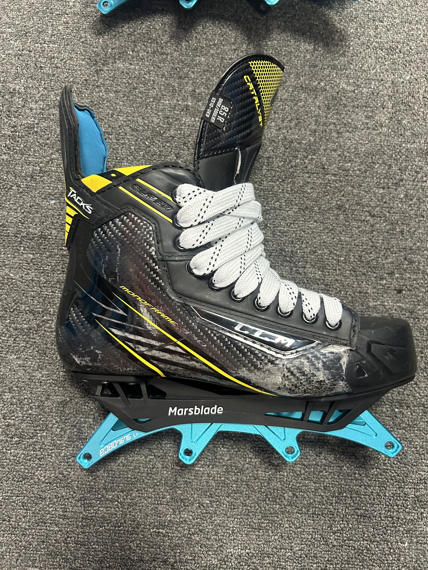 CCM Supertacks Custom Inline Conversion -Size 8.5D | SidelineSwap