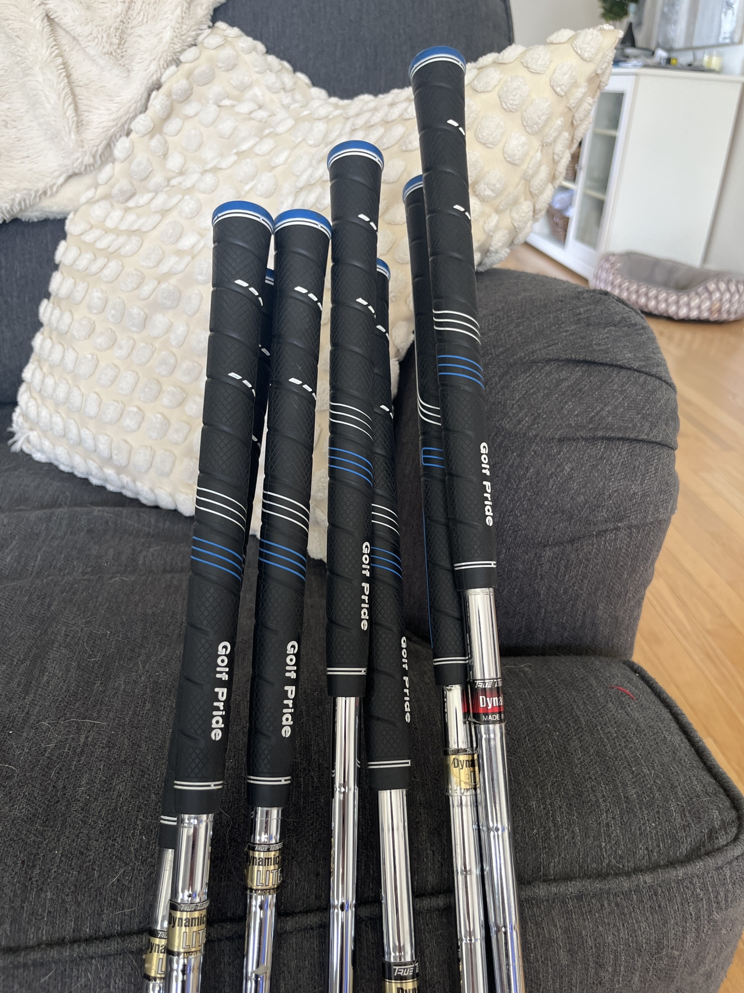 695MB Forged Men's Titleist LH 4-PW Stiff Steel Shaft 695 Iron Set ...