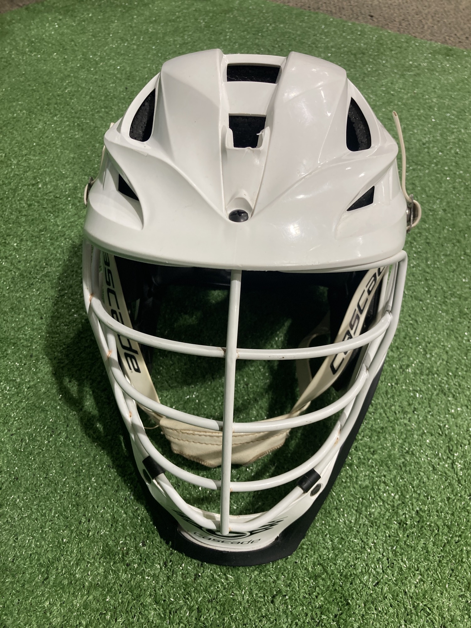 White Used Adult Cascade S Helmet | SidelineSwap