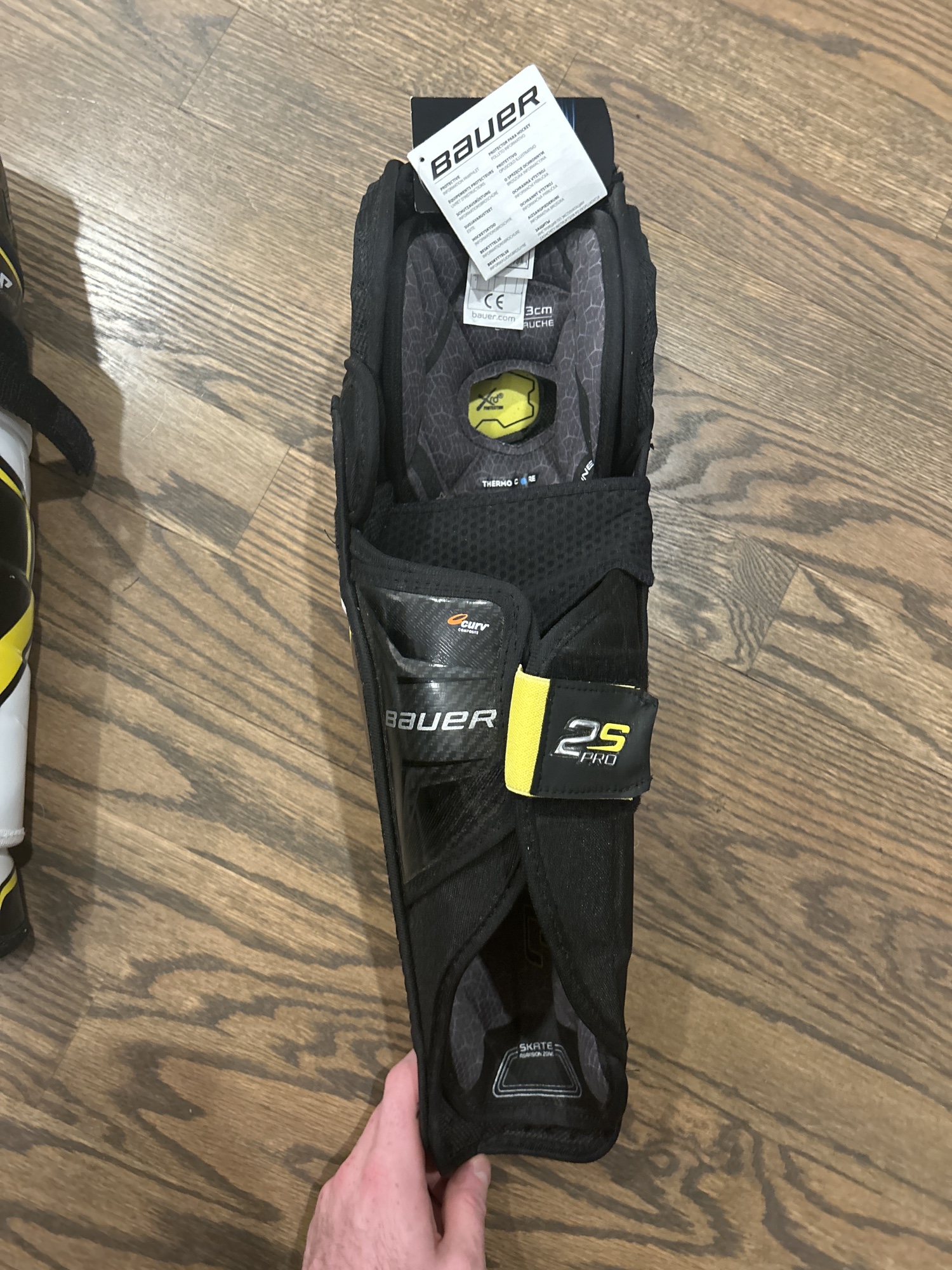 Bauer S2 Pro Shin Pads | SidelineSwap