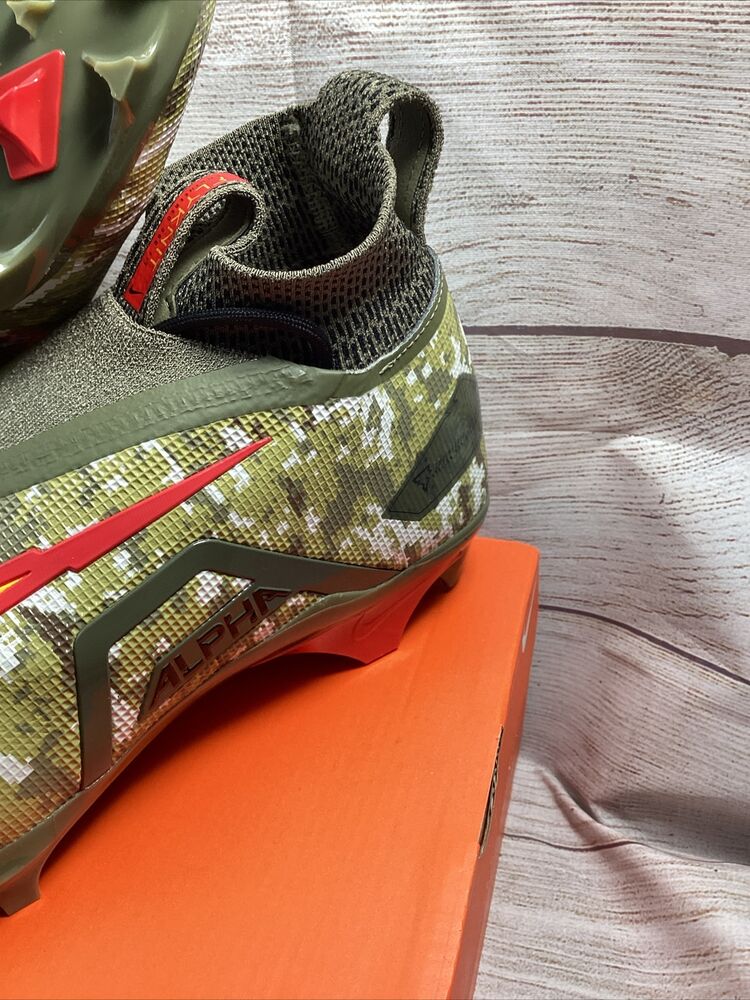 Nike Alpha Menace Elite 3 x Travis Kelce Football Cleats Size 9.5 ...