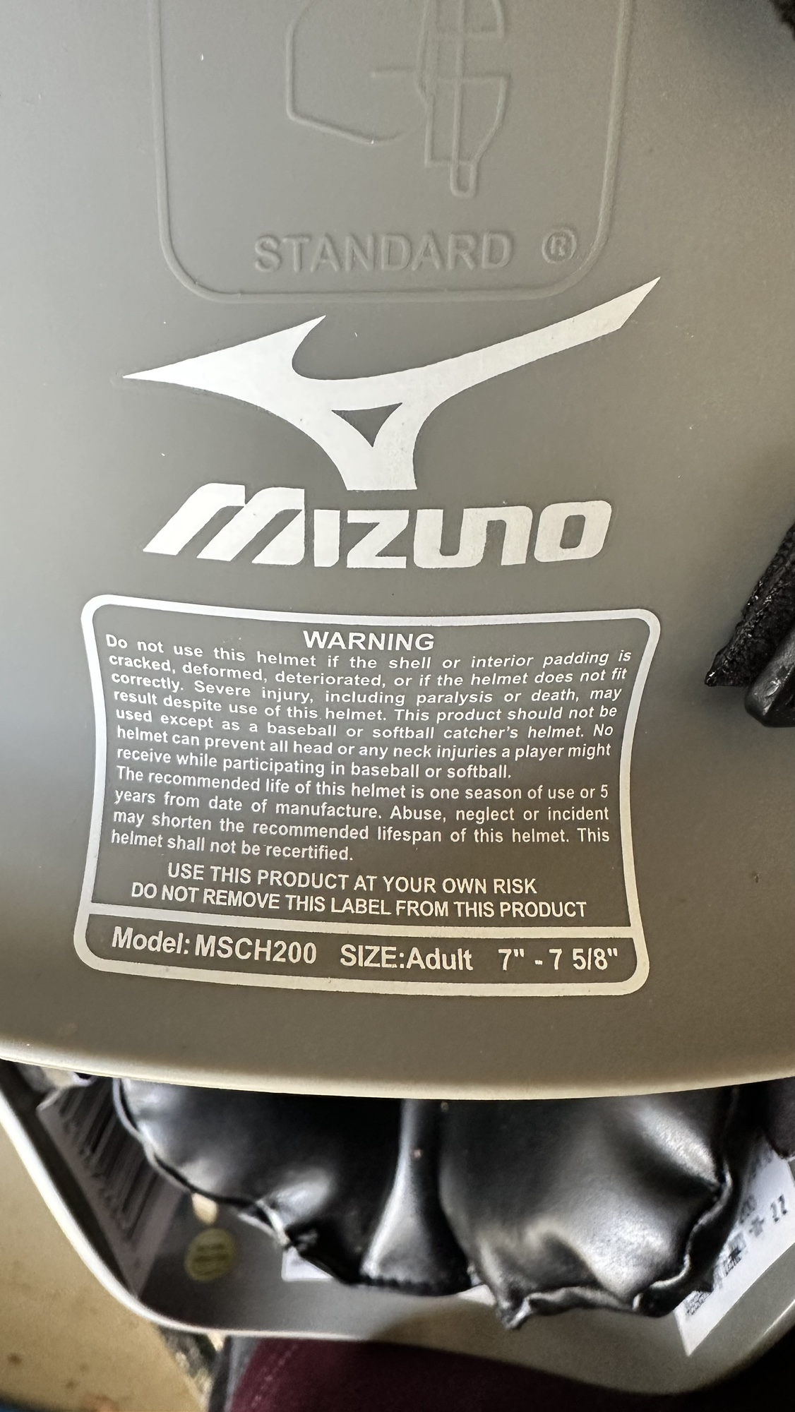 New Adult Mizuno Catcher's Mask | SidelineSwap