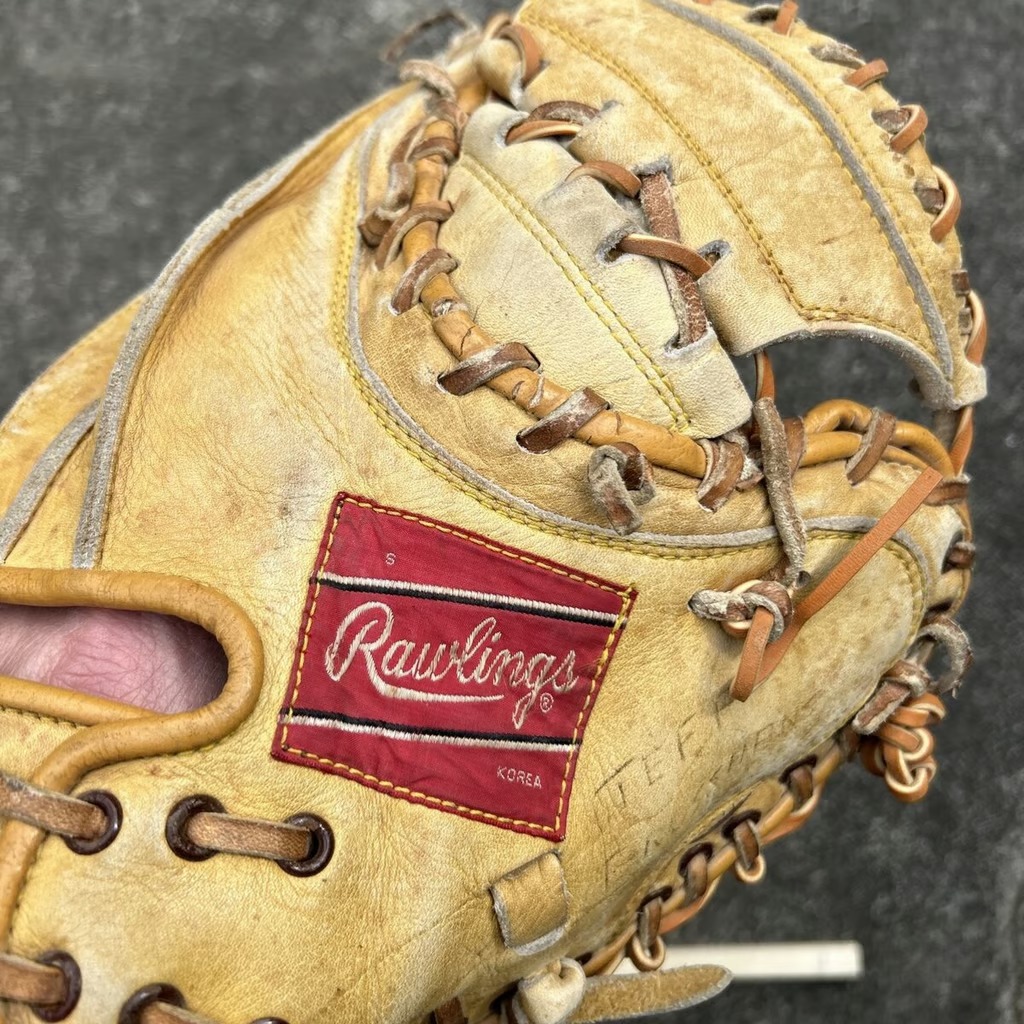 Vintage RAWLINGS MJ77T Johnny Bench Left Hand Catchers Gloves RHT ...