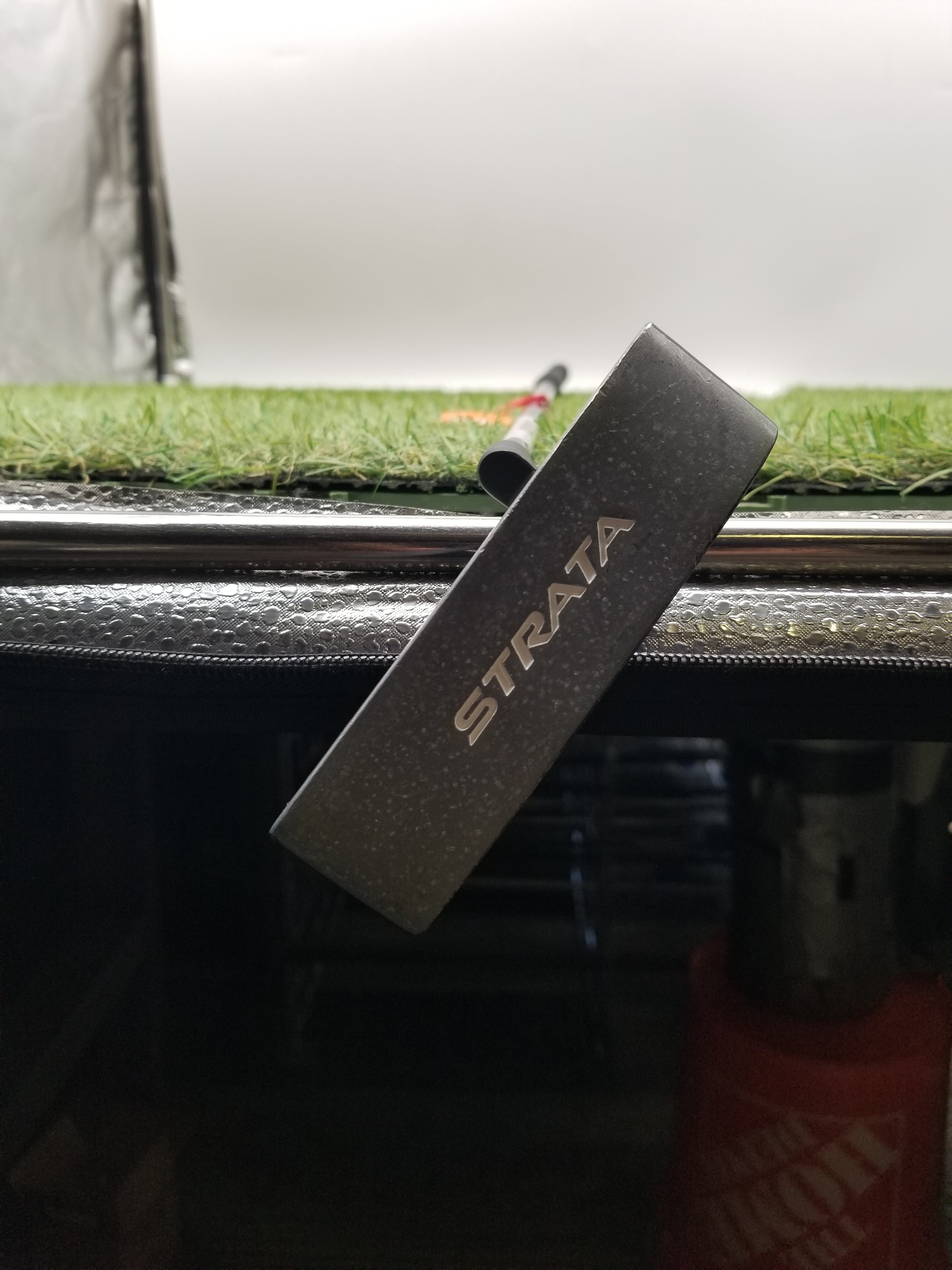 STRATA PUTTER 33.75" GOOD | SidelineSwap