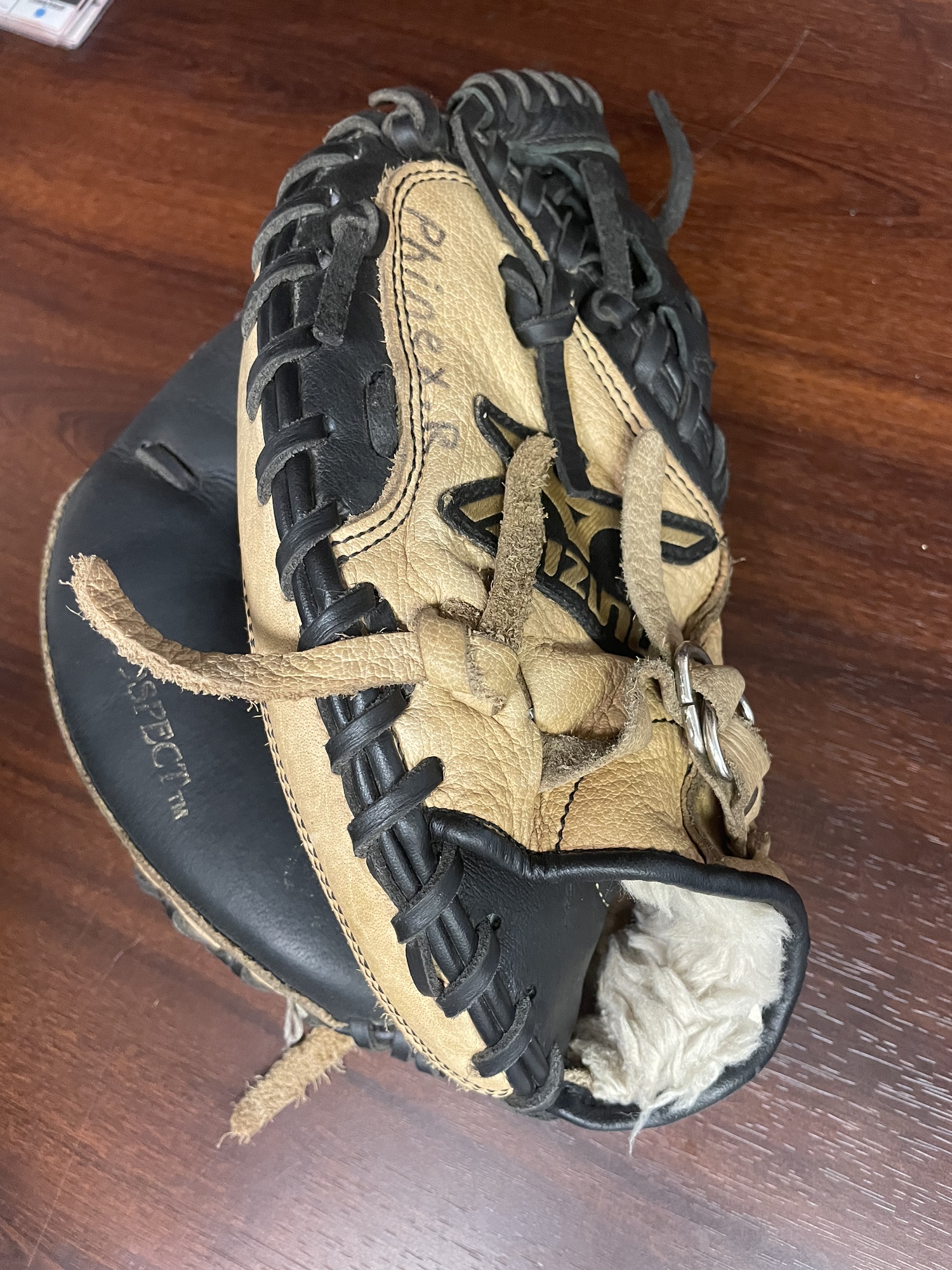 Mizuno Catchers mitt | SidelineSwap