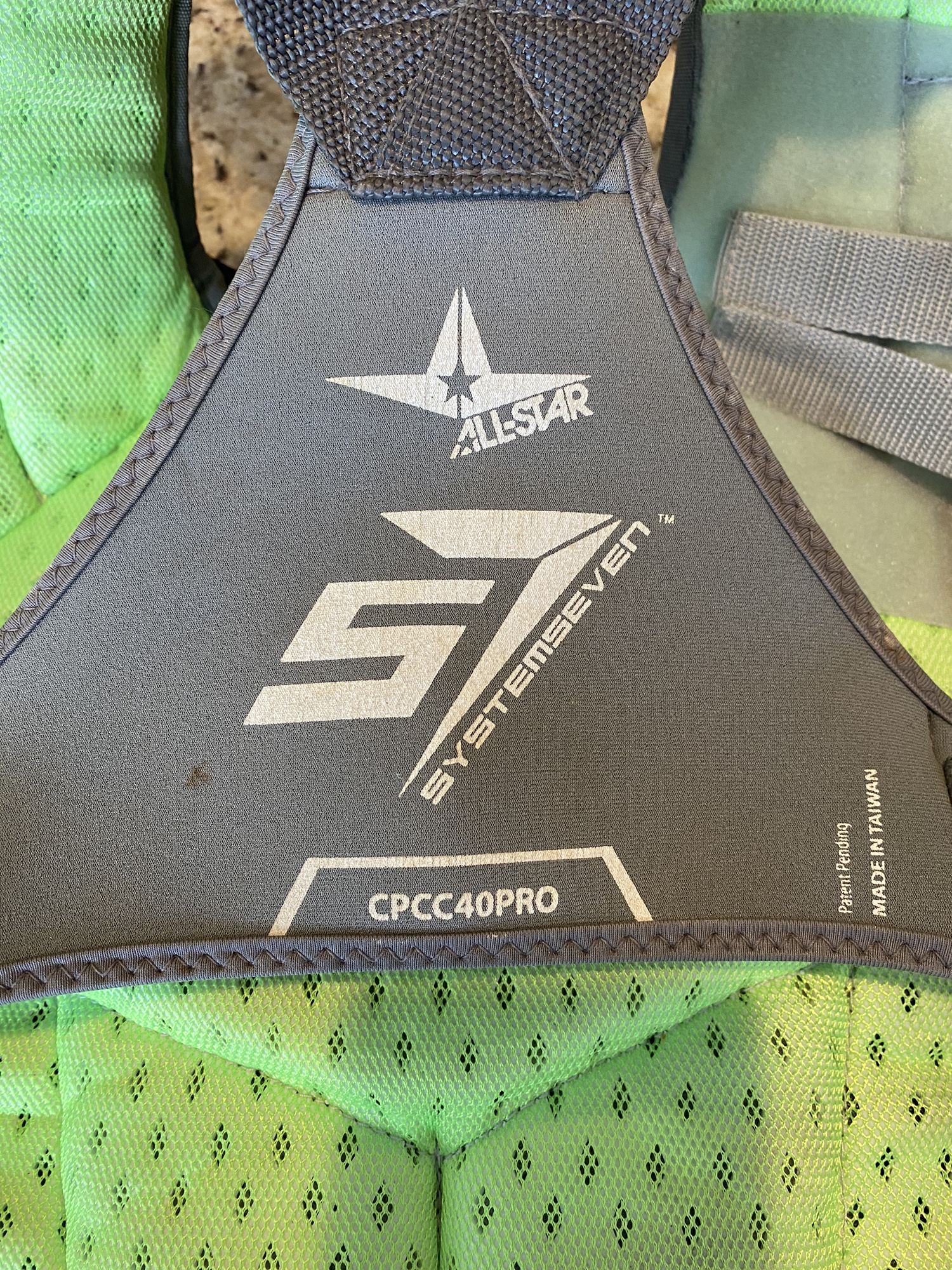 S7 AXIS ADULT Chest Protector | SidelineSwap
