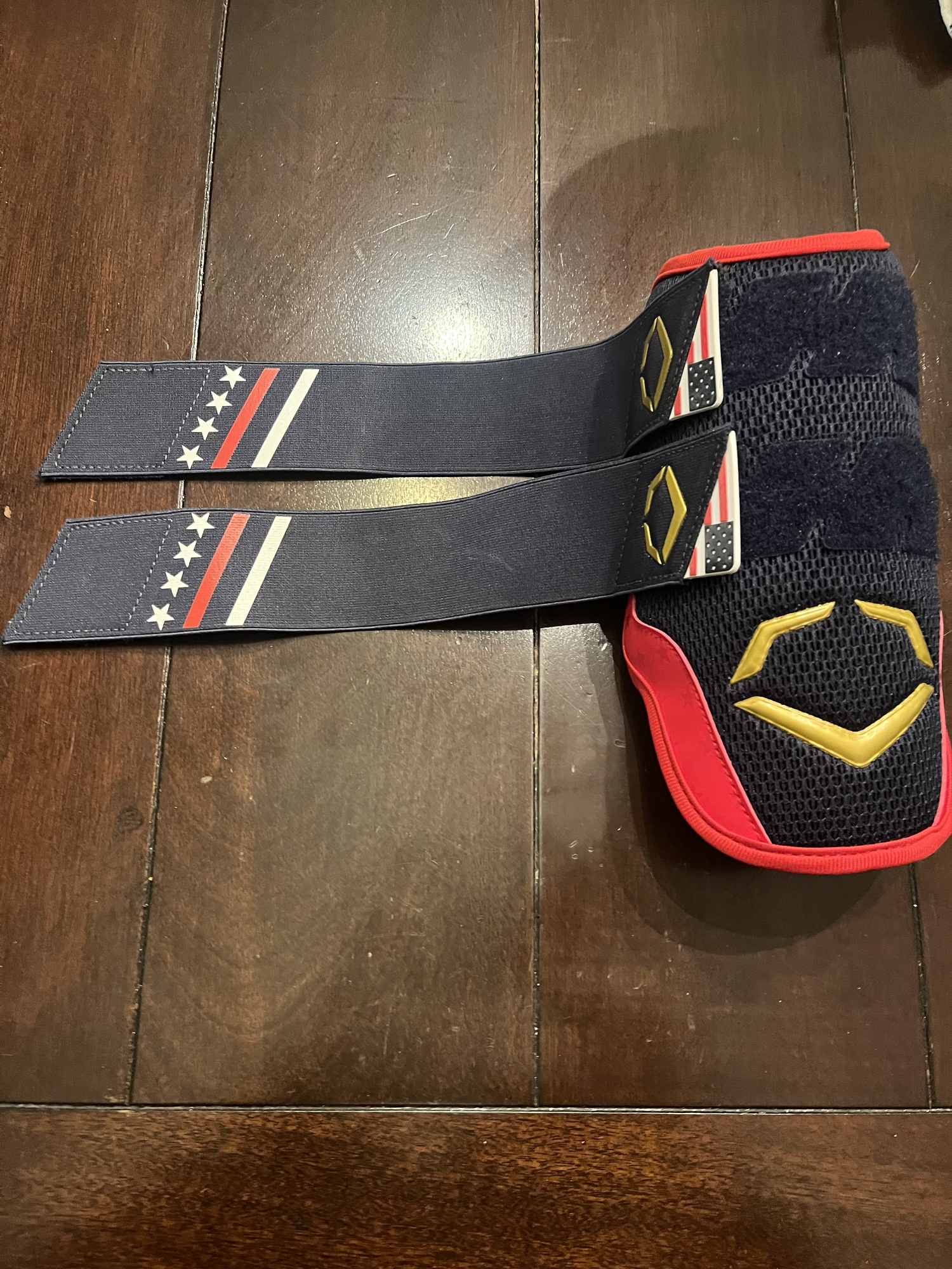 Used Senior EvoShield Elbow Protection Elbow Guard | SidelineSwap