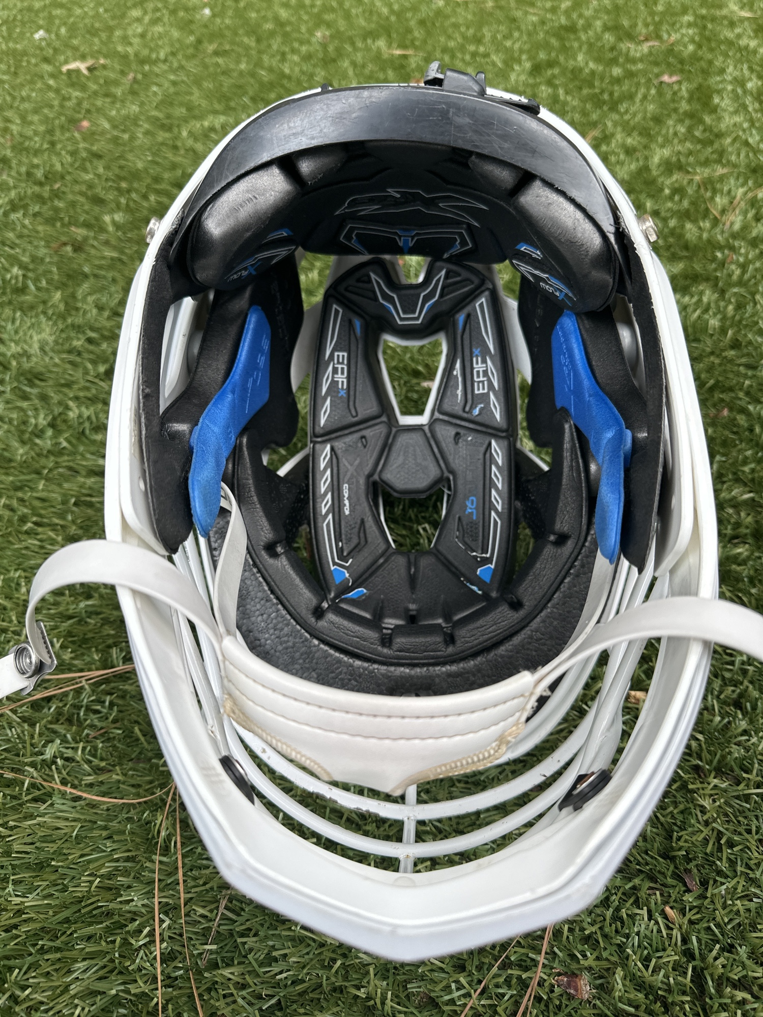 Used Cascade XRS Helmet | SidelineSwap